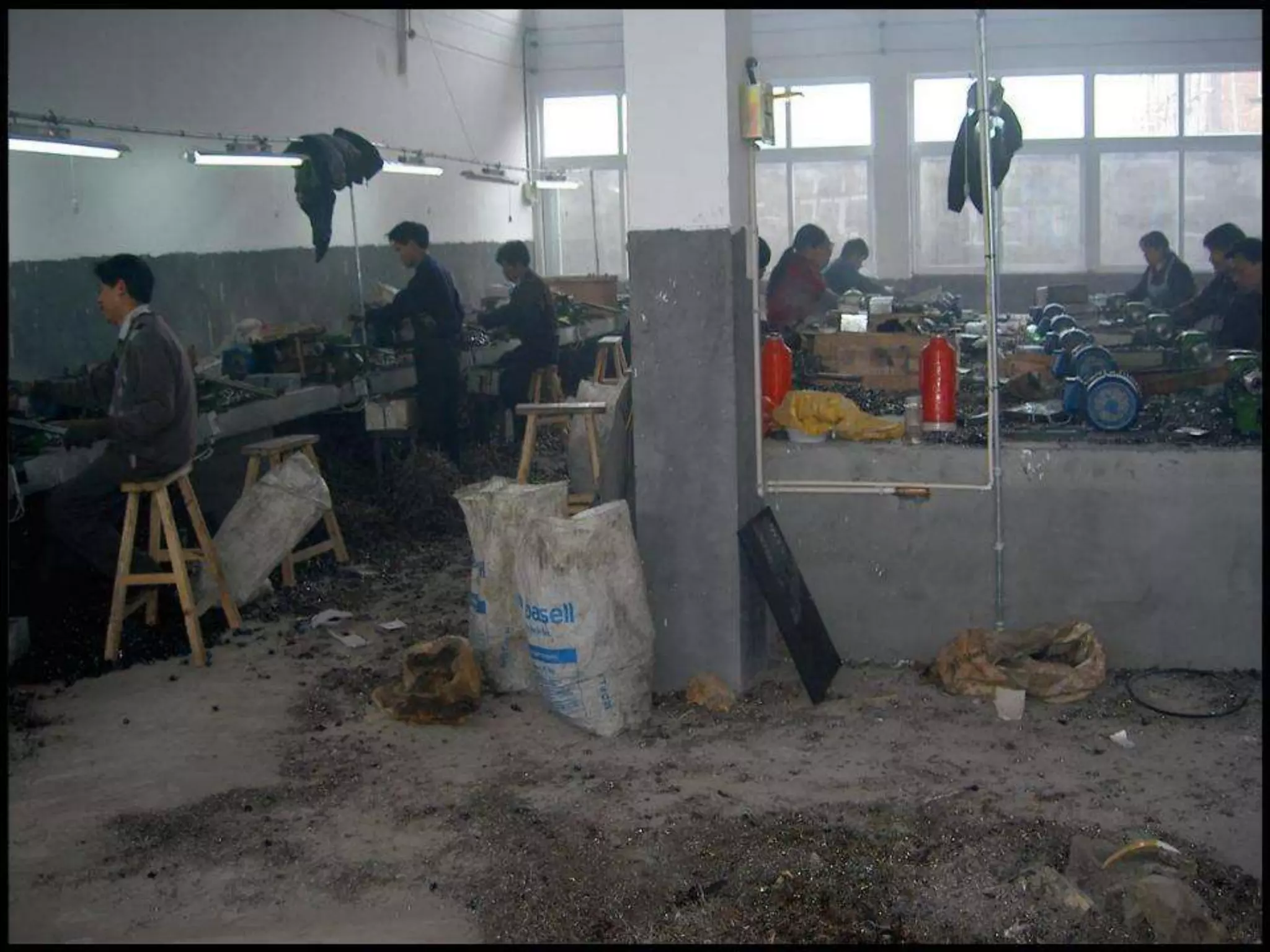 Chinese_spark_plug_factory | PPT