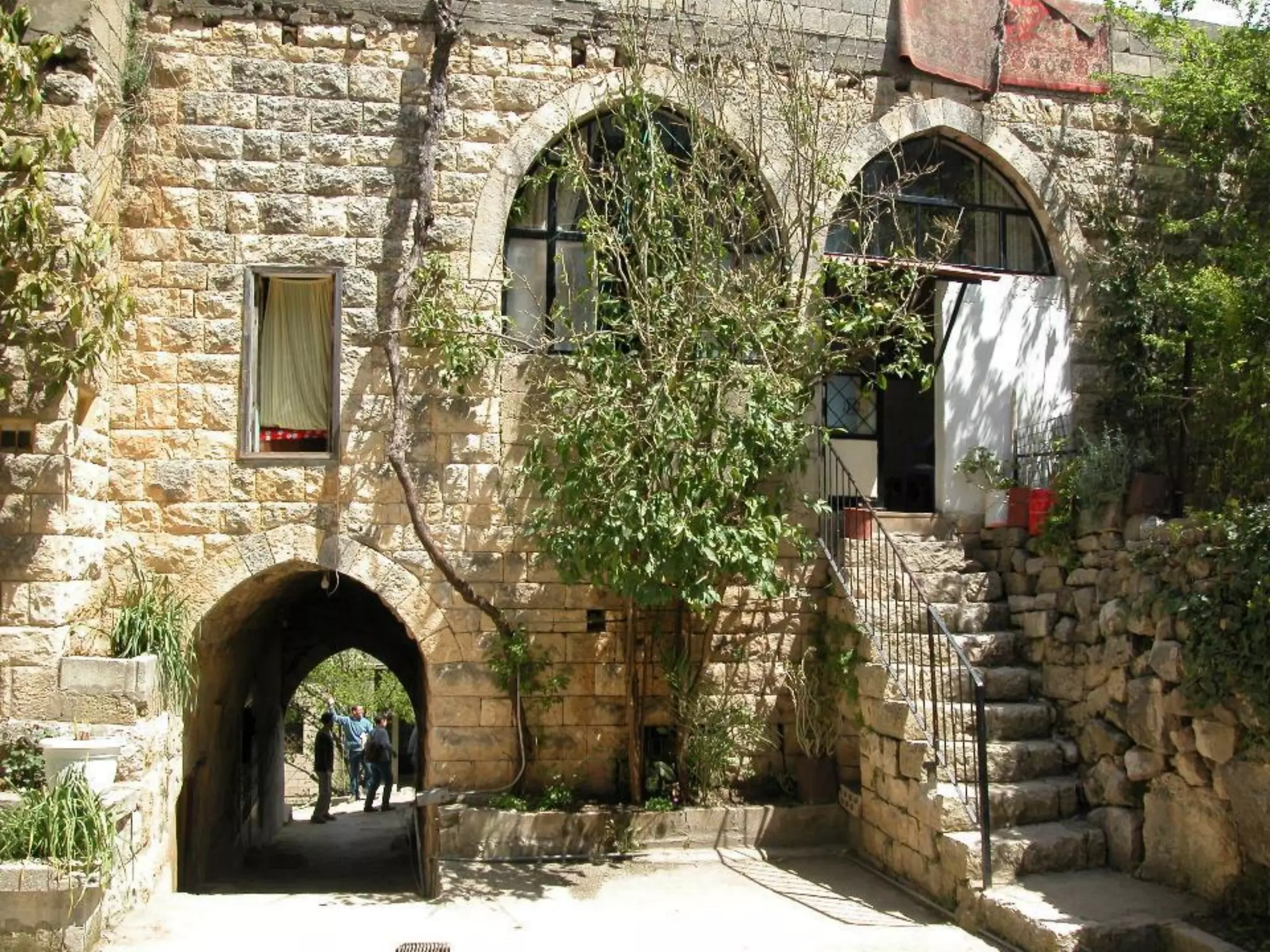 11. Lebanese Traditional Architecture-Typologies.pdf