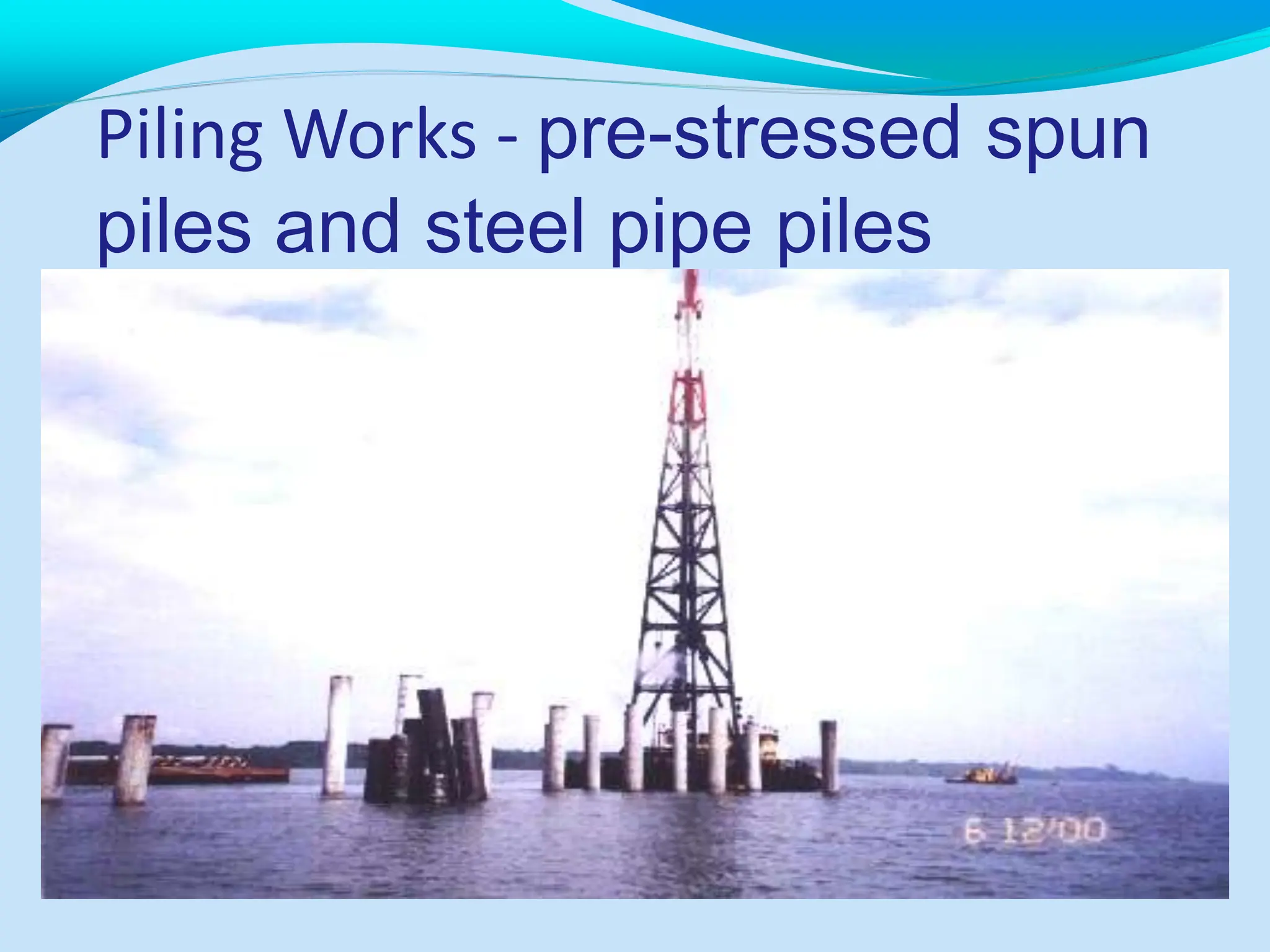 195925358-Harbour-and-Jetty-Structures (1).ppt