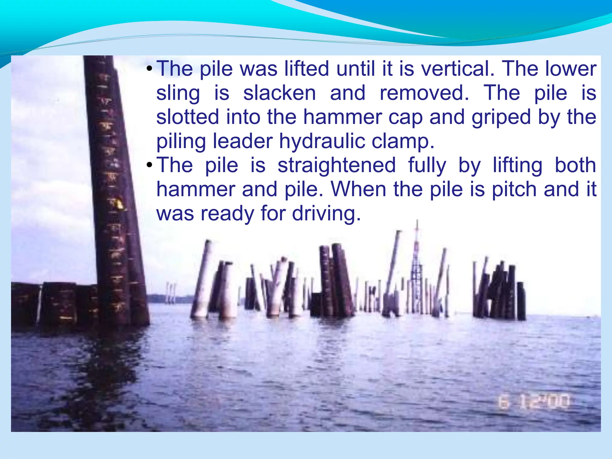 195925358-Harbour-and-Jetty-Structures (1).ppt