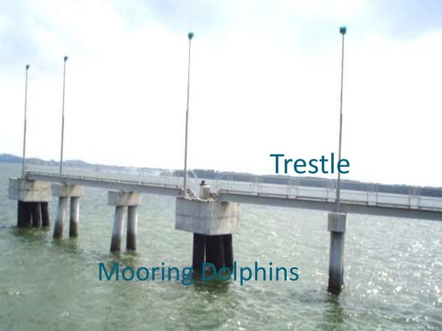 195925358-Harbour-and-Jetty-Structures (1).ppt