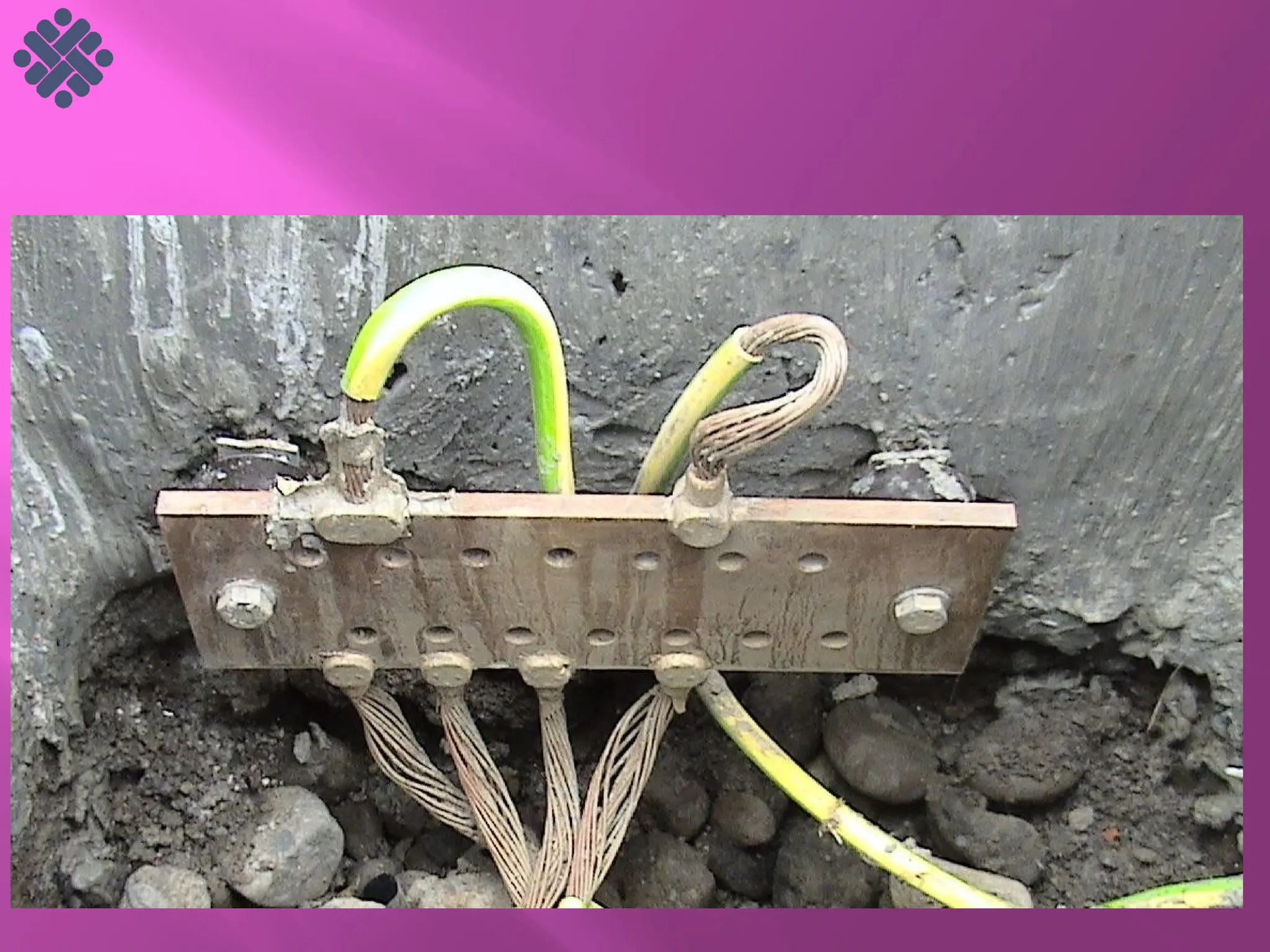 Pentanahan sumber tegangan grounding.pptx