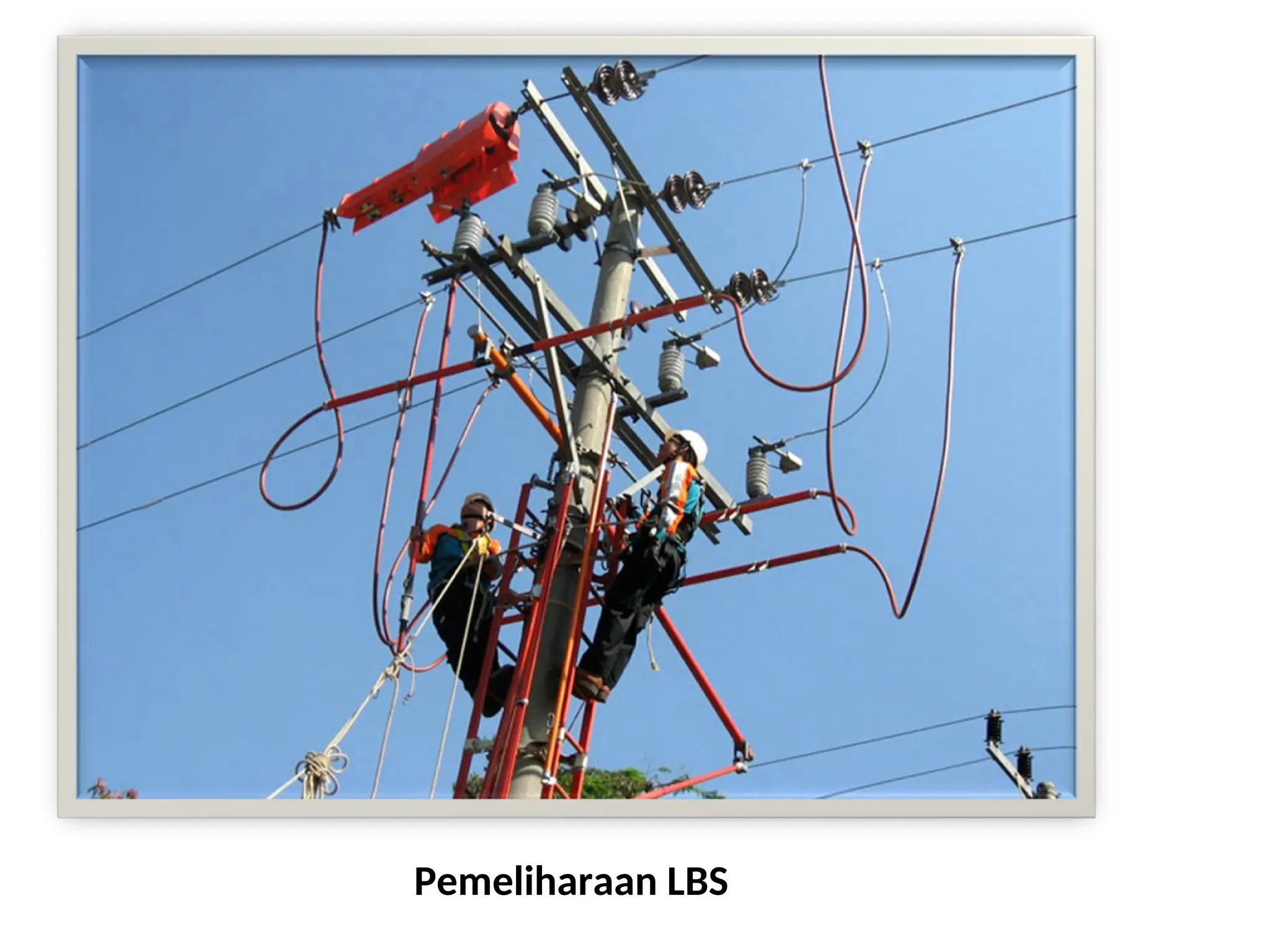 Pekerjaan Dalam Keadaan Bertegangan TM jardis pln.PPT