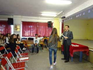 σχολικη γιορτη για την επετειο της 28ης οκτωβριου | PPT