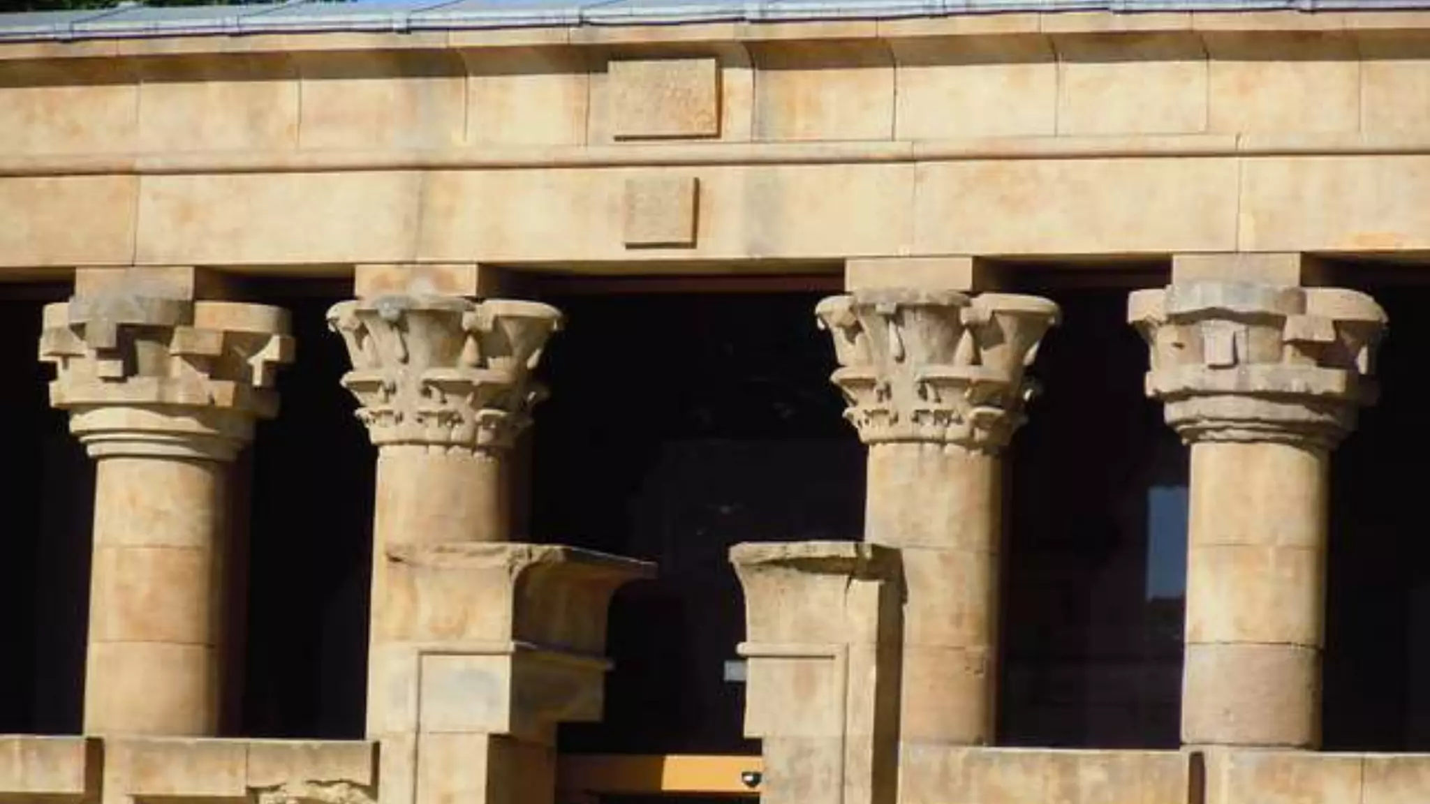 Columnas y capiteles egipcios | PPTX