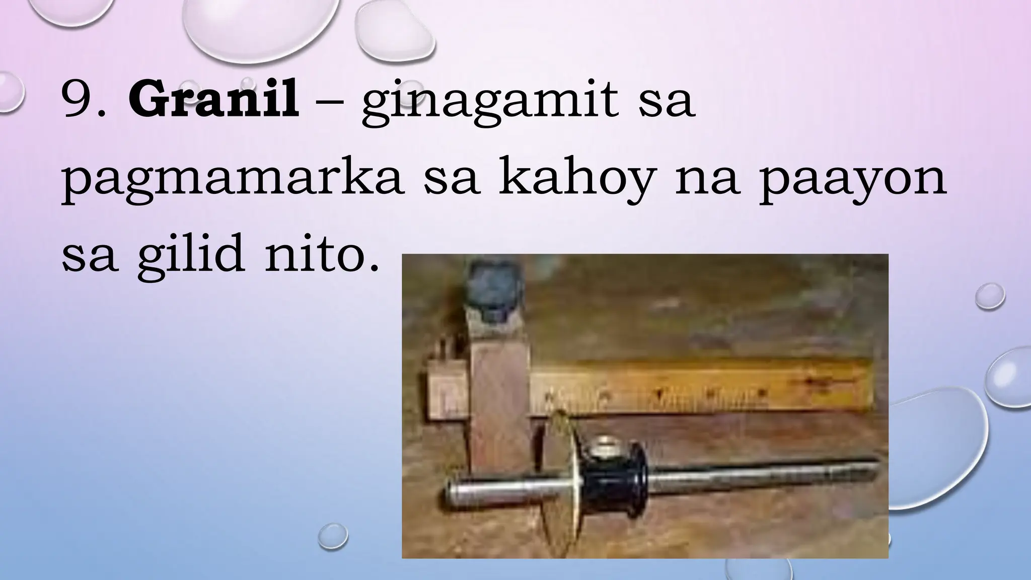 Mga-kagamitan-sa-gawaing-kahoy-metal-kawayan-at-pang-elektrisidad-pptx.pptx