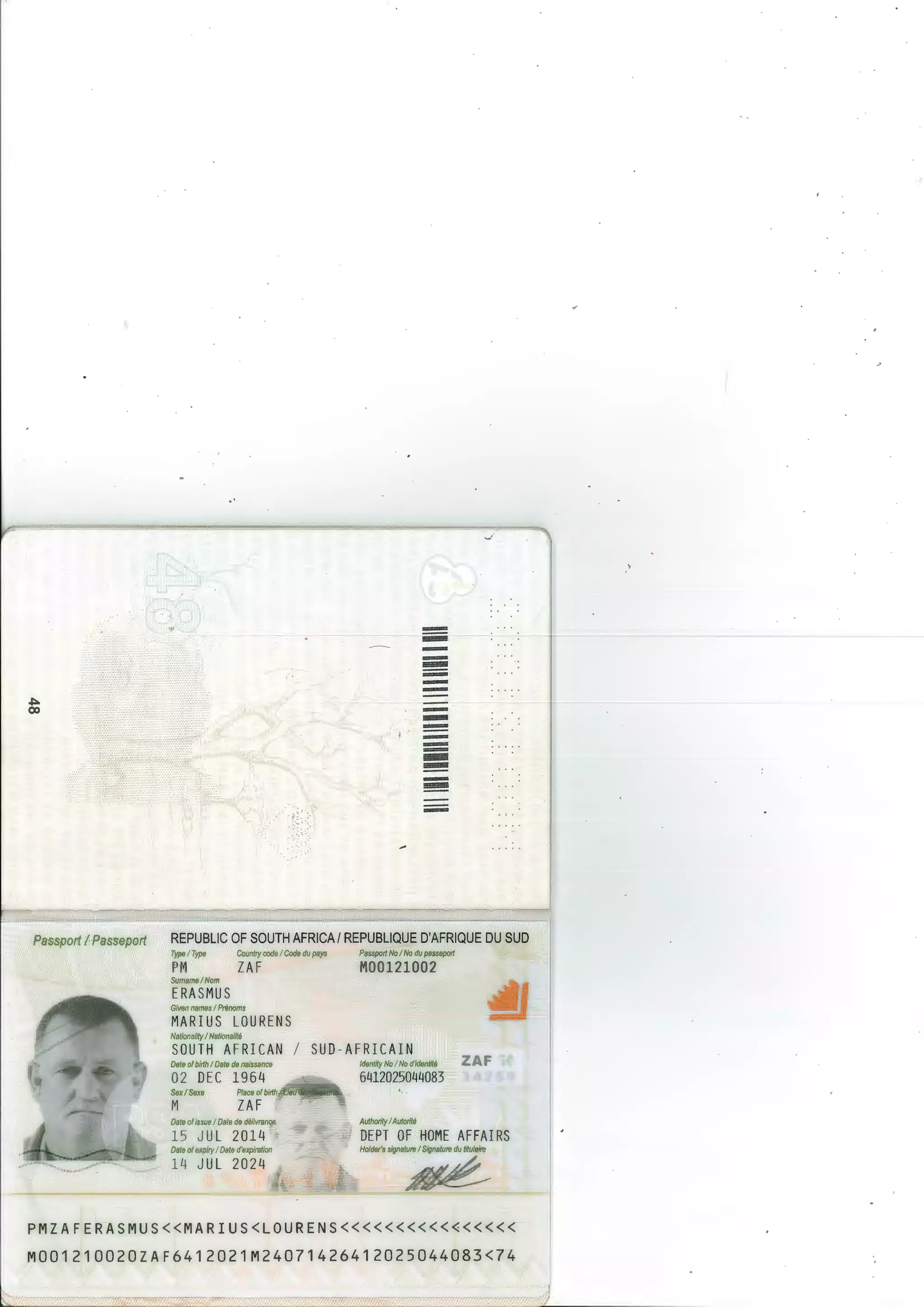 Marius Passport and yello fever ticket and documents | PDF