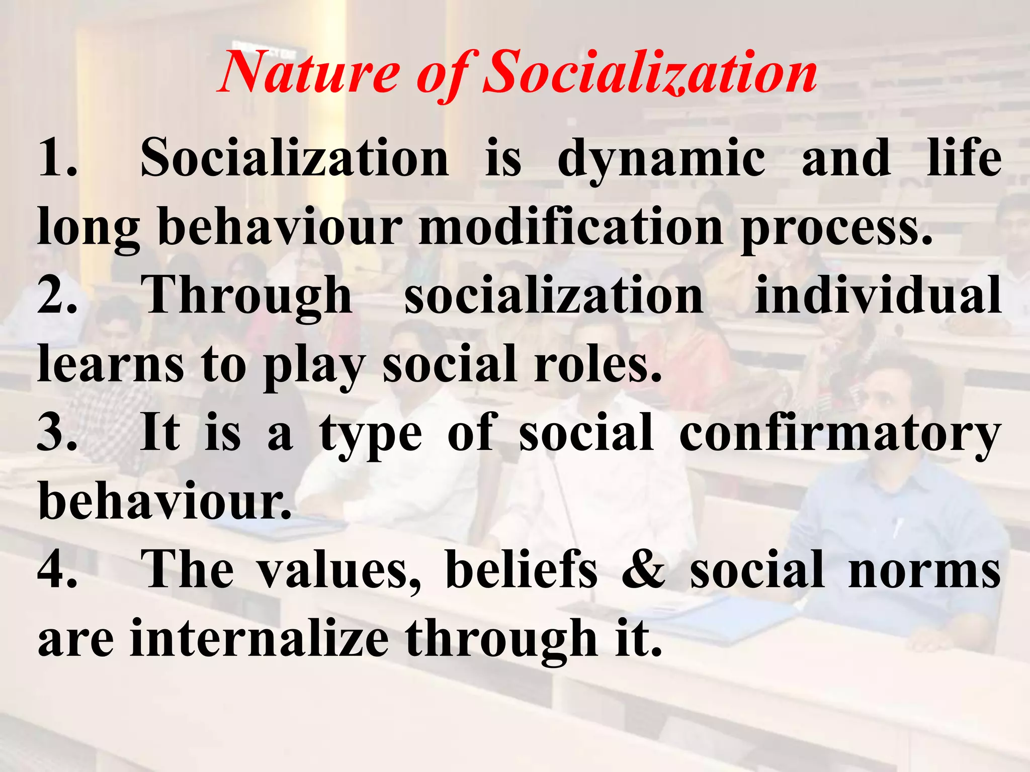 Socialisation def, nature | PPTX