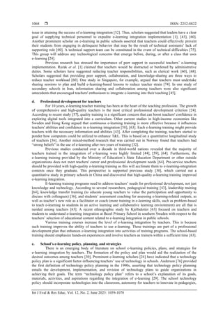 Systematic review on digital transformation among teachers in public ...