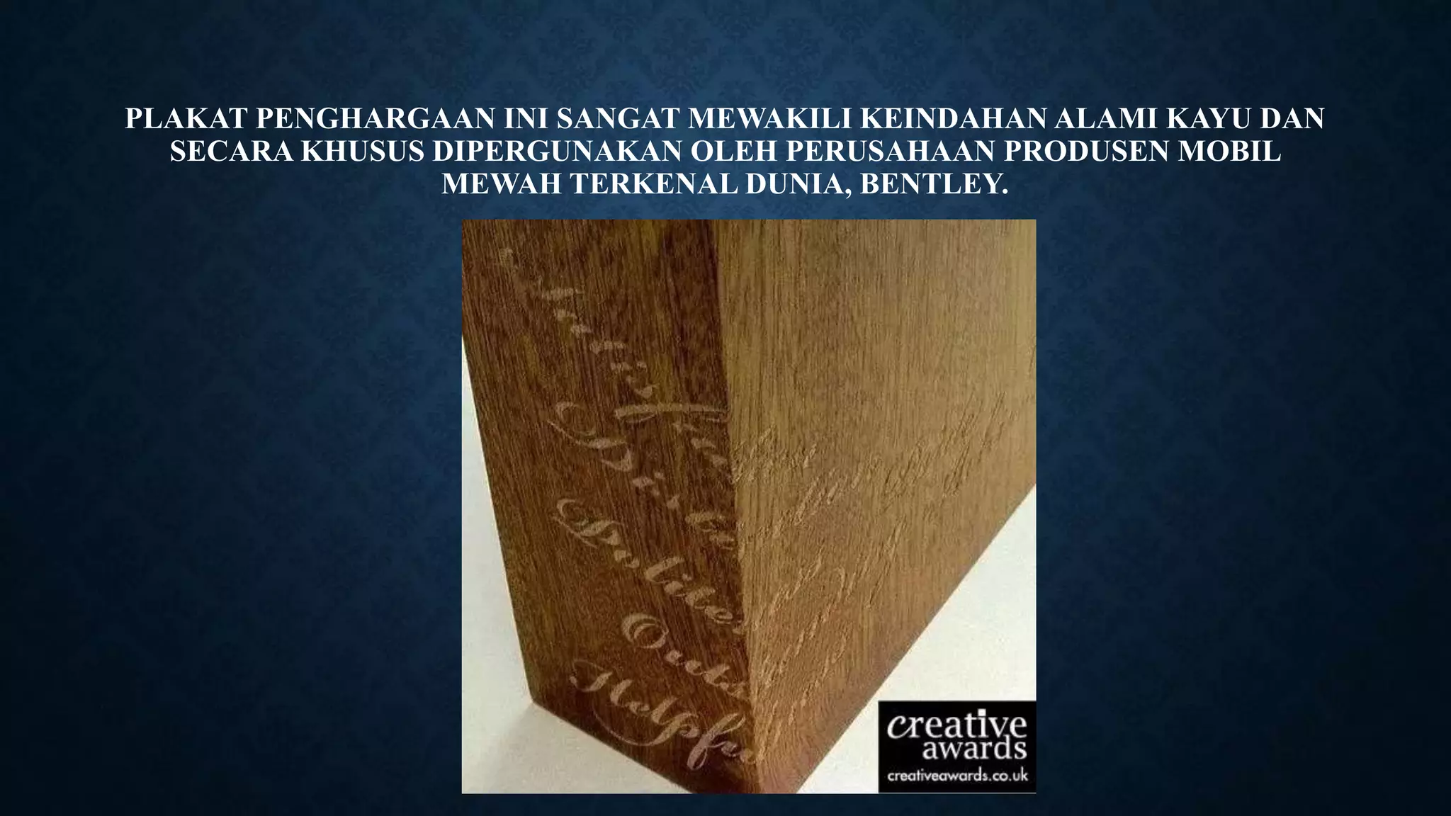5 contoh plakat piala berbahan kayu organik dengan desain unik | PPTX