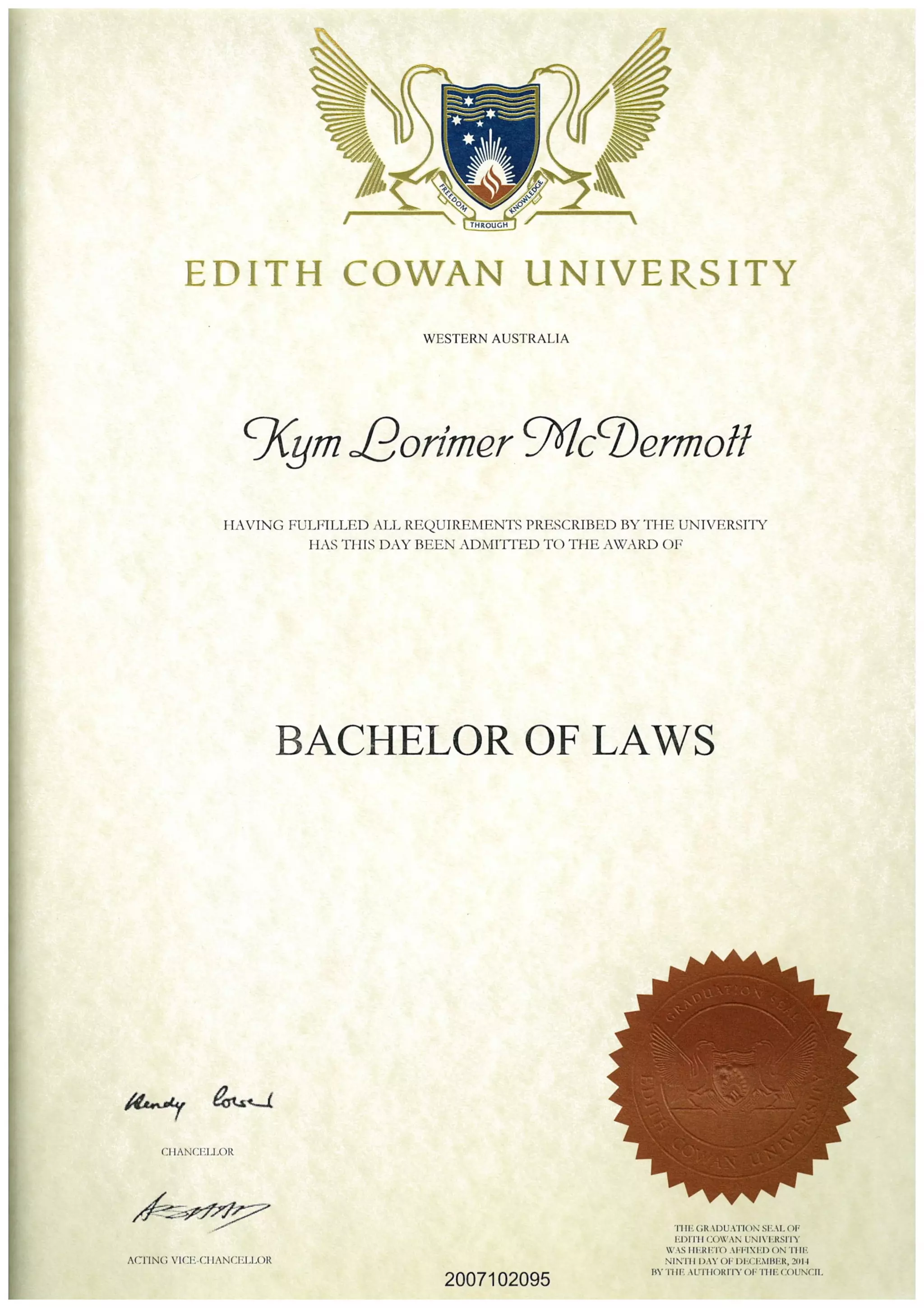 Kym McDermott - Bachelor of Laws certificate | PDF