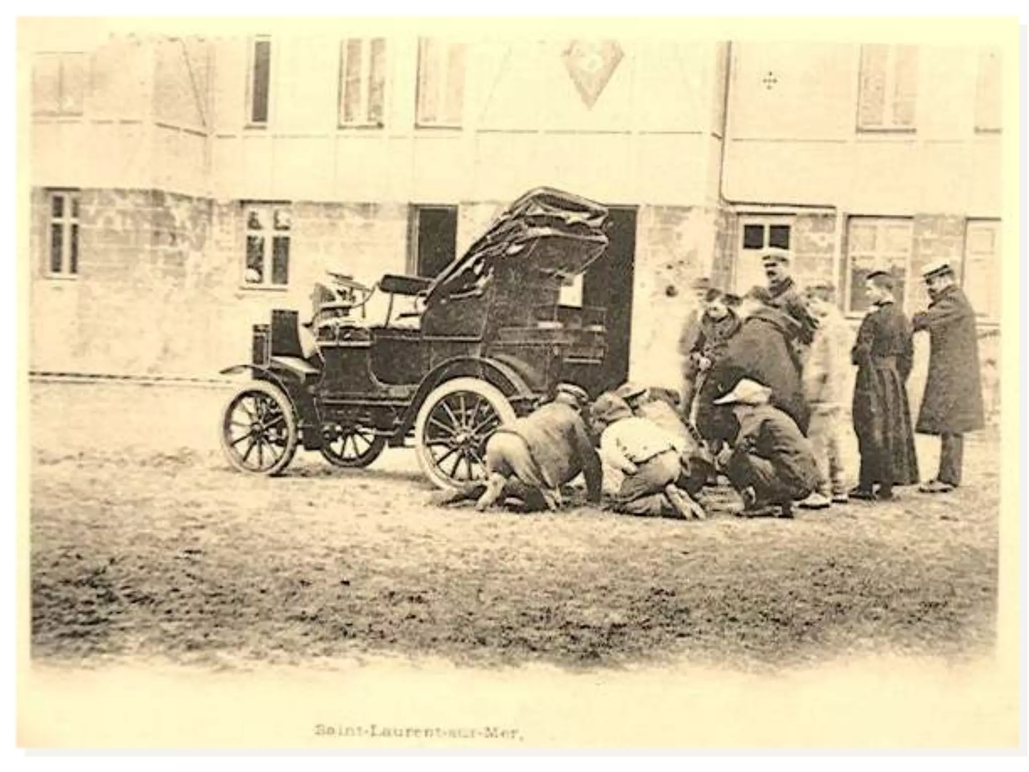 8D Problem Solving - Automotive Industry | PPTX