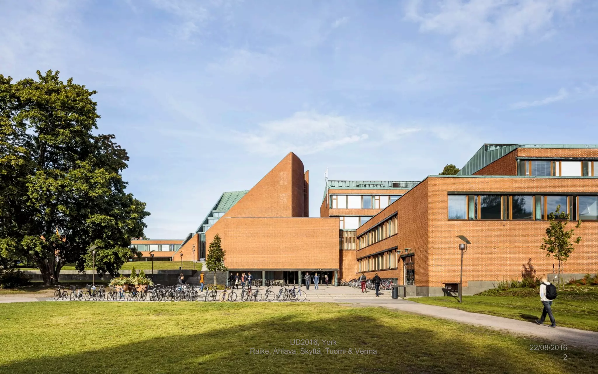 Aalto University Undergraduate Centre UD2016 presentation | PDF