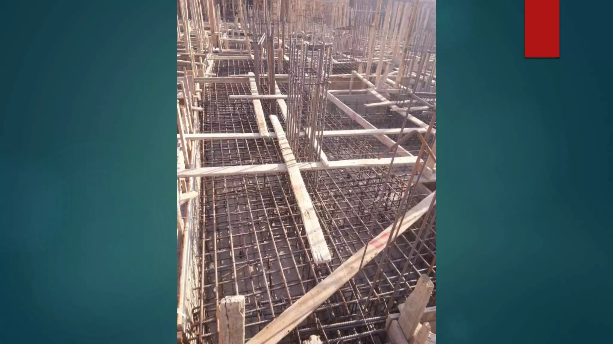 Shallow Foundations ( Combined, Strap, Raft foundation) | PPTX