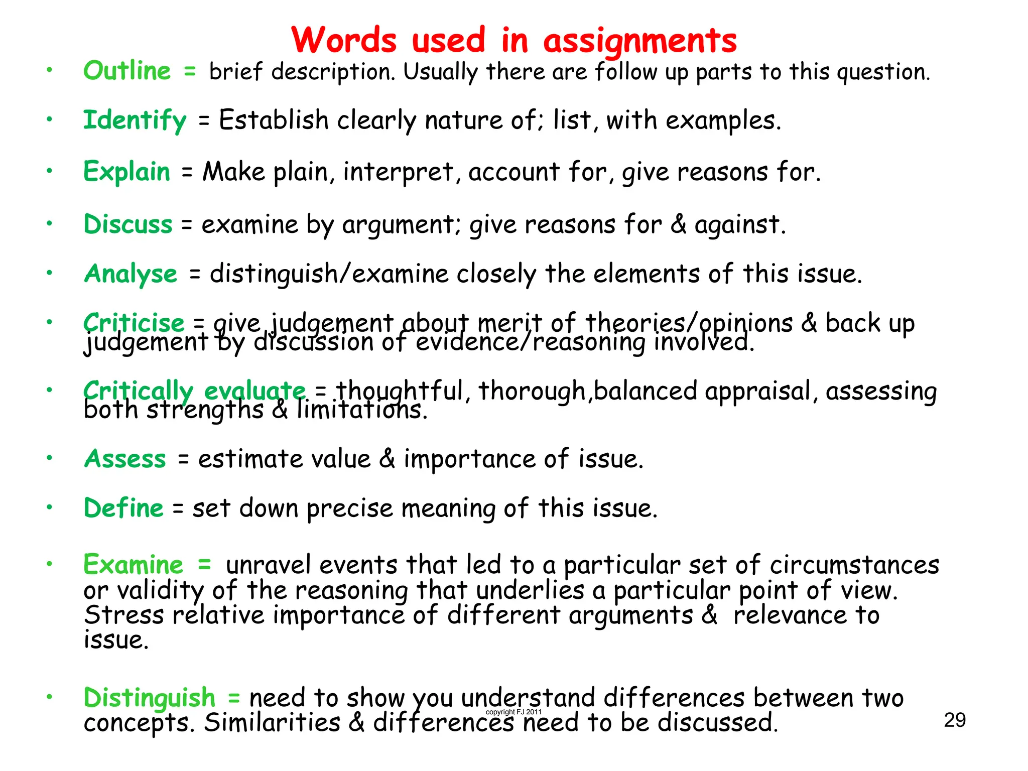 Academic writing essentials for UDG.pptx