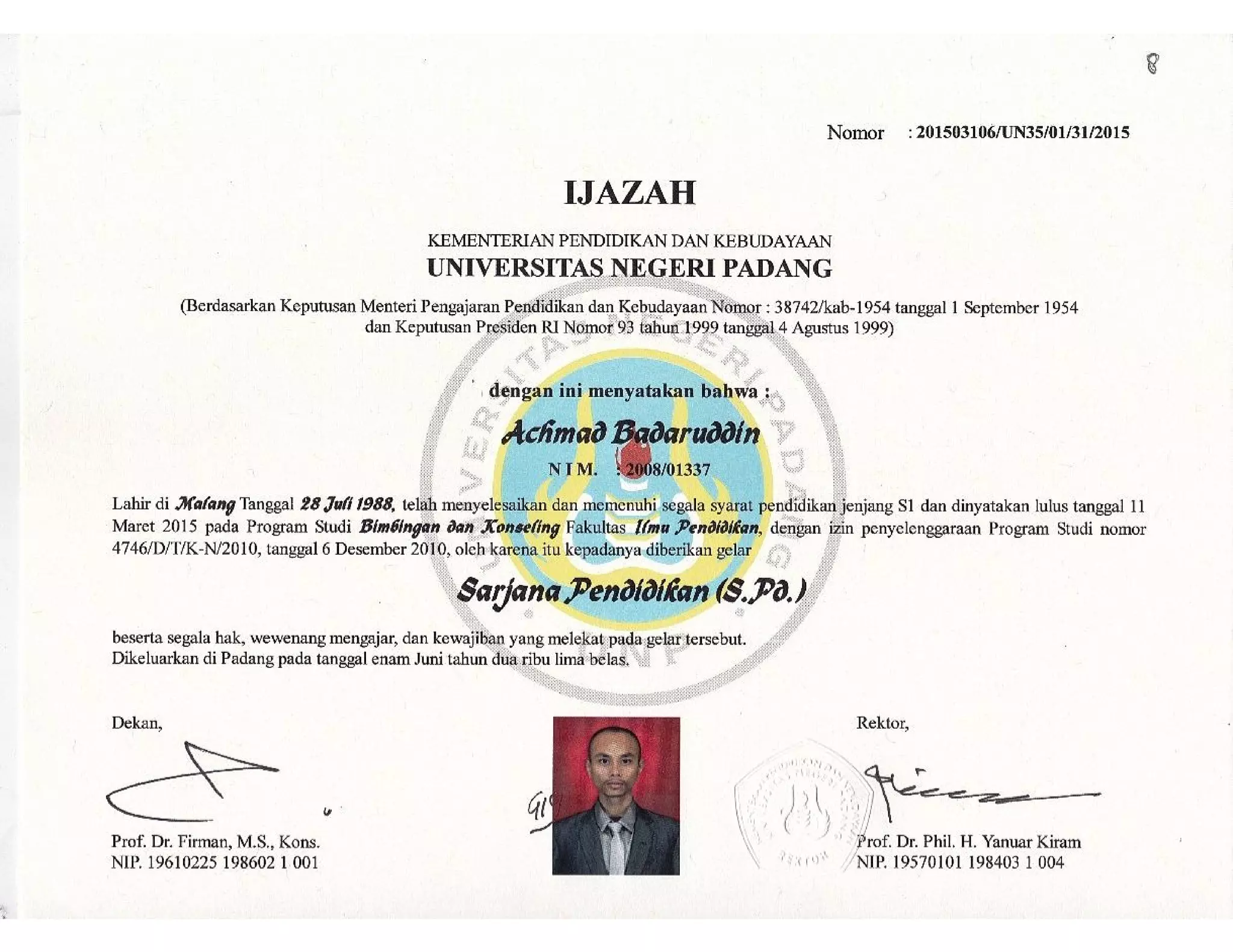 Contoh Berkas Beasiswa Tiongkok Achmad Badaruddin 2016 | PDF