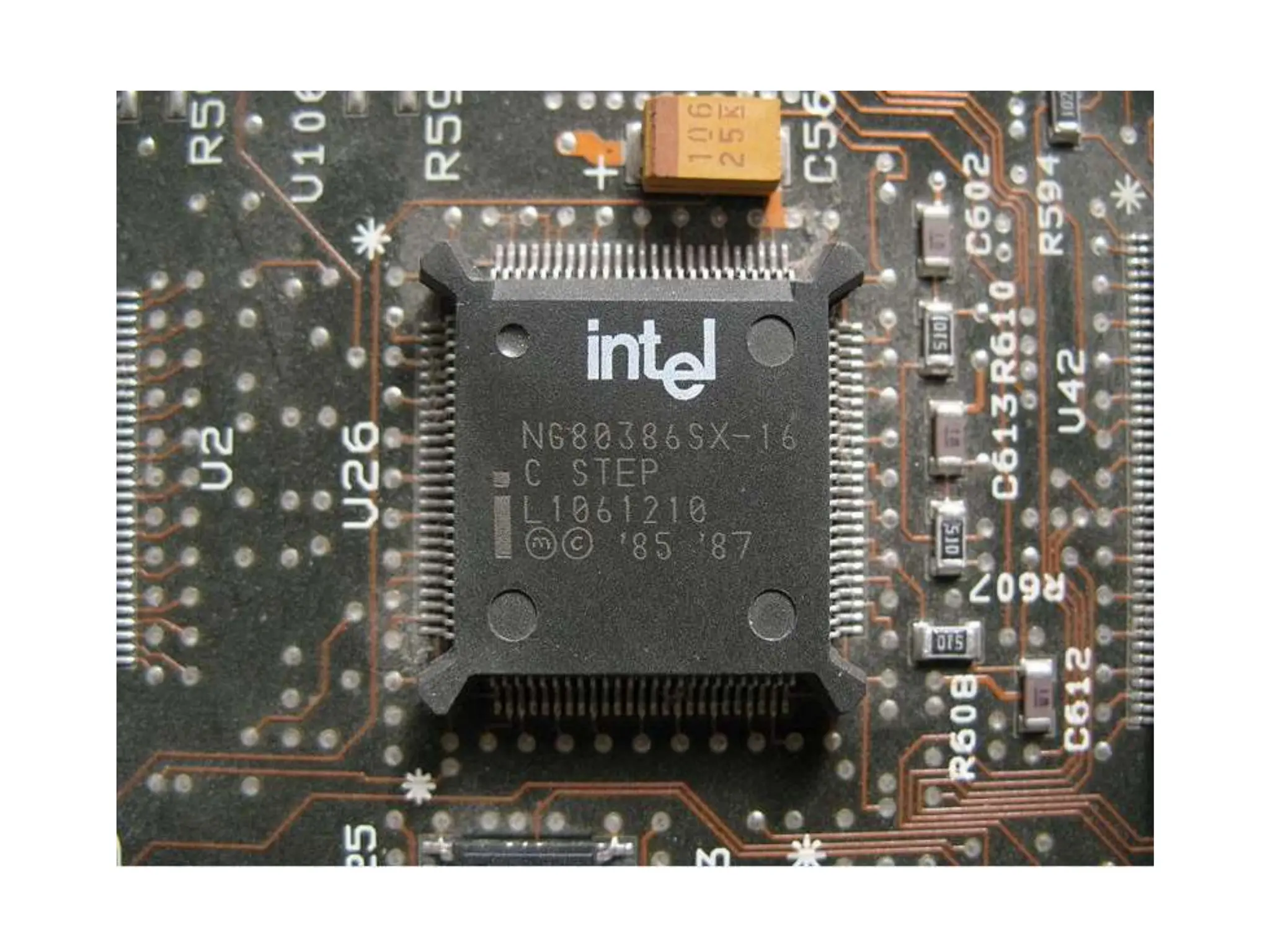 ADVANCED MICROPROCESSORS featuers, block diagram and register ...