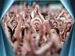 A face in the crowd | PPT