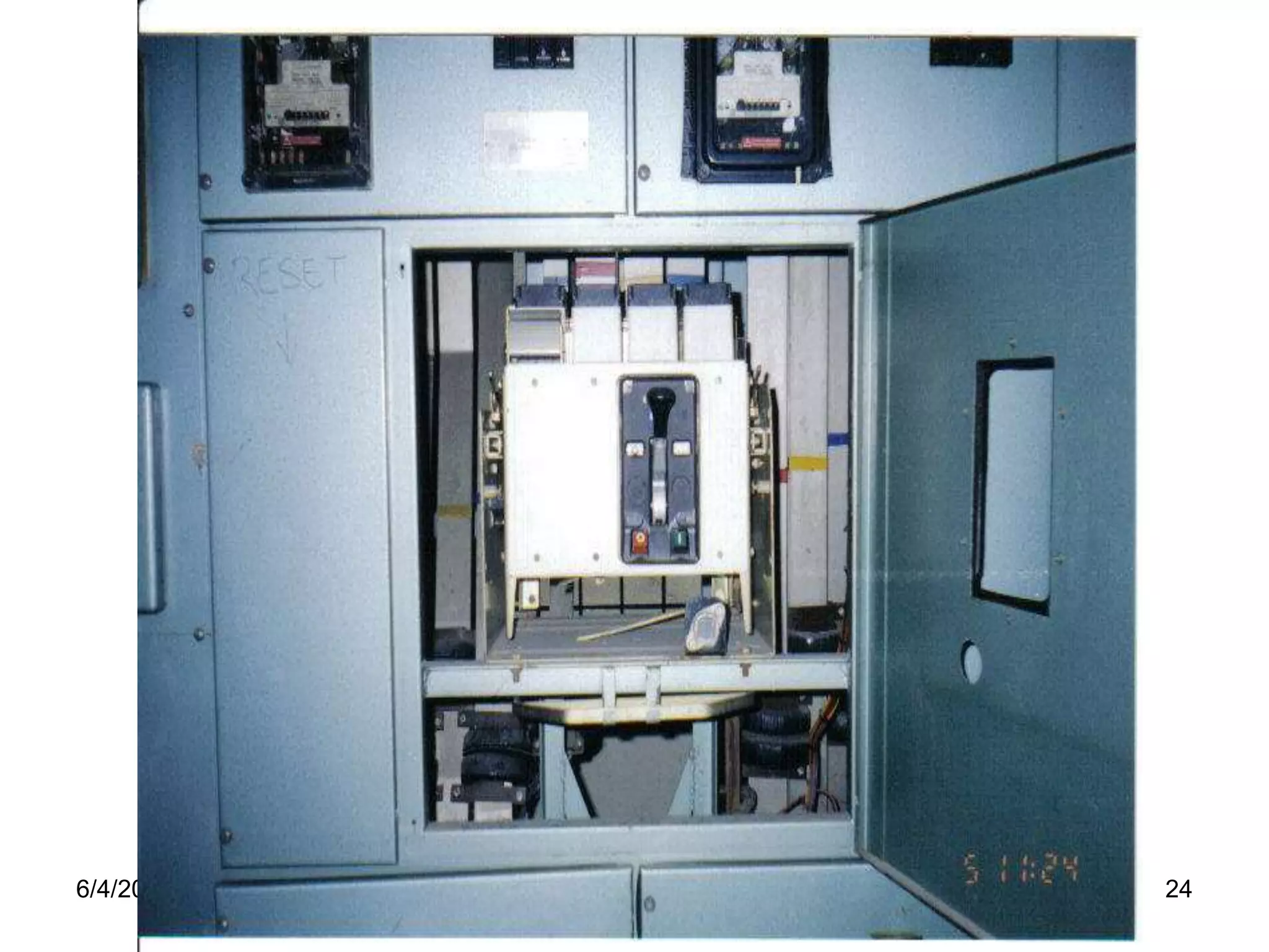 AIR CIRCUIT BREAKER & MCCB.ppt