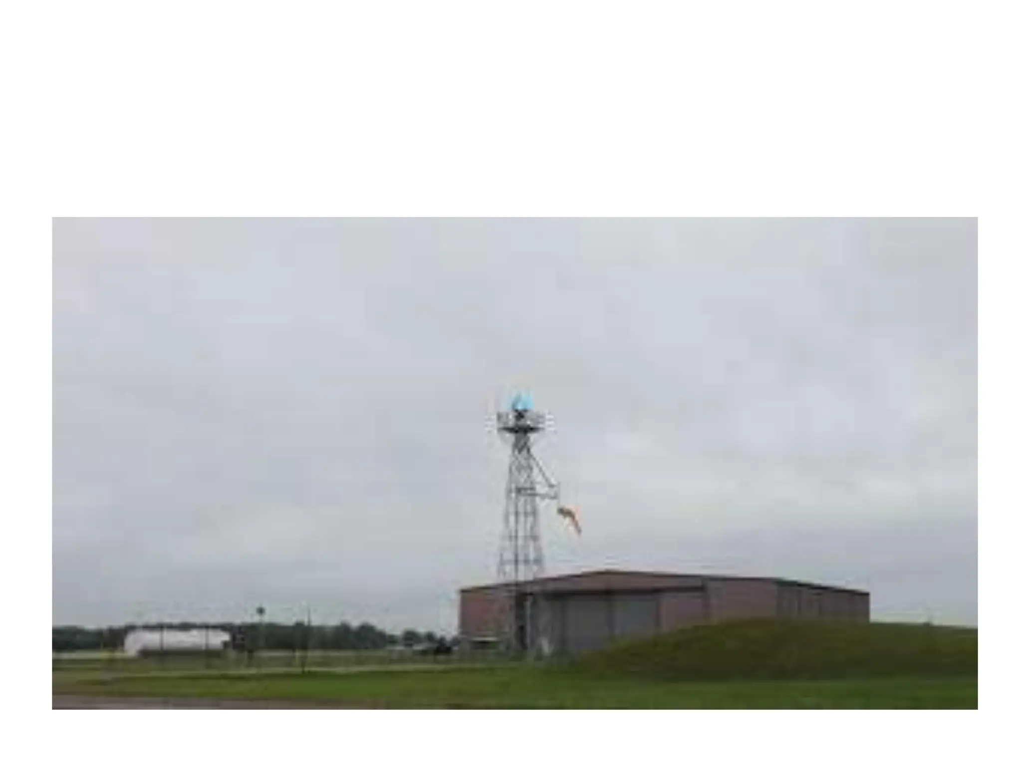 AIRPORT RUNWAY AND GENERAL LIGHTING SYSTEM.pptx