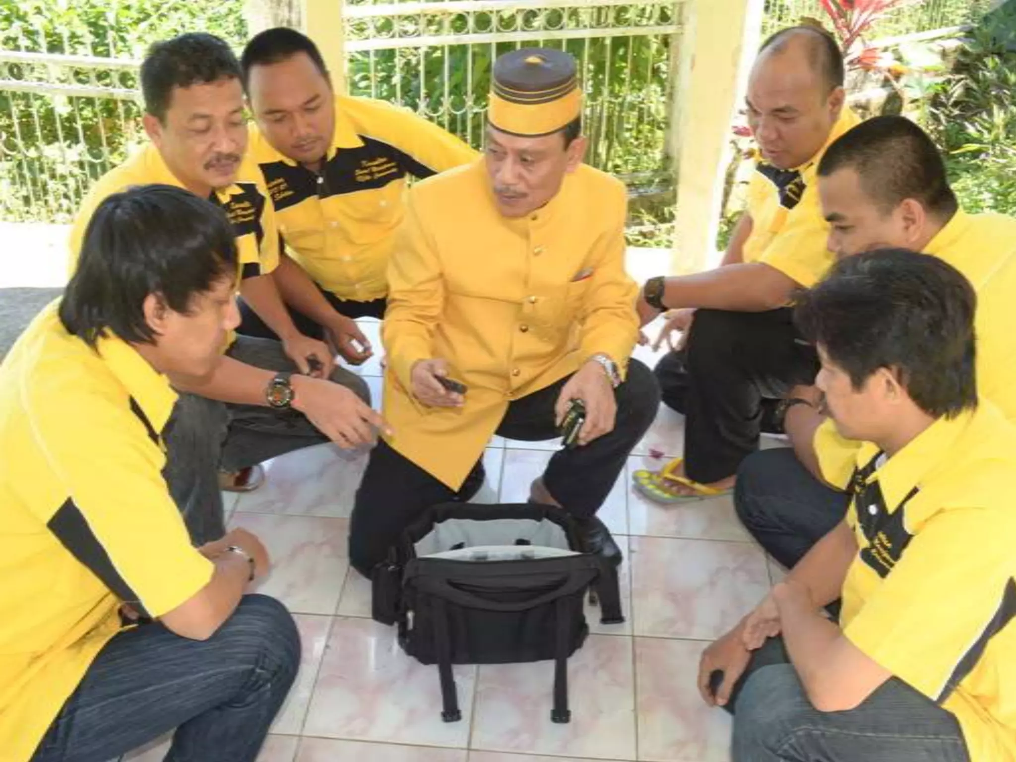 DR. H. AJIEP PADINDANG | PPT