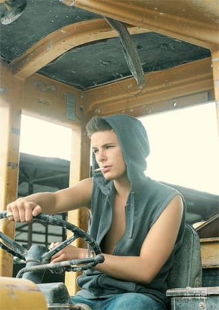 BG Models :: Alejandro Gonzalez | PDF