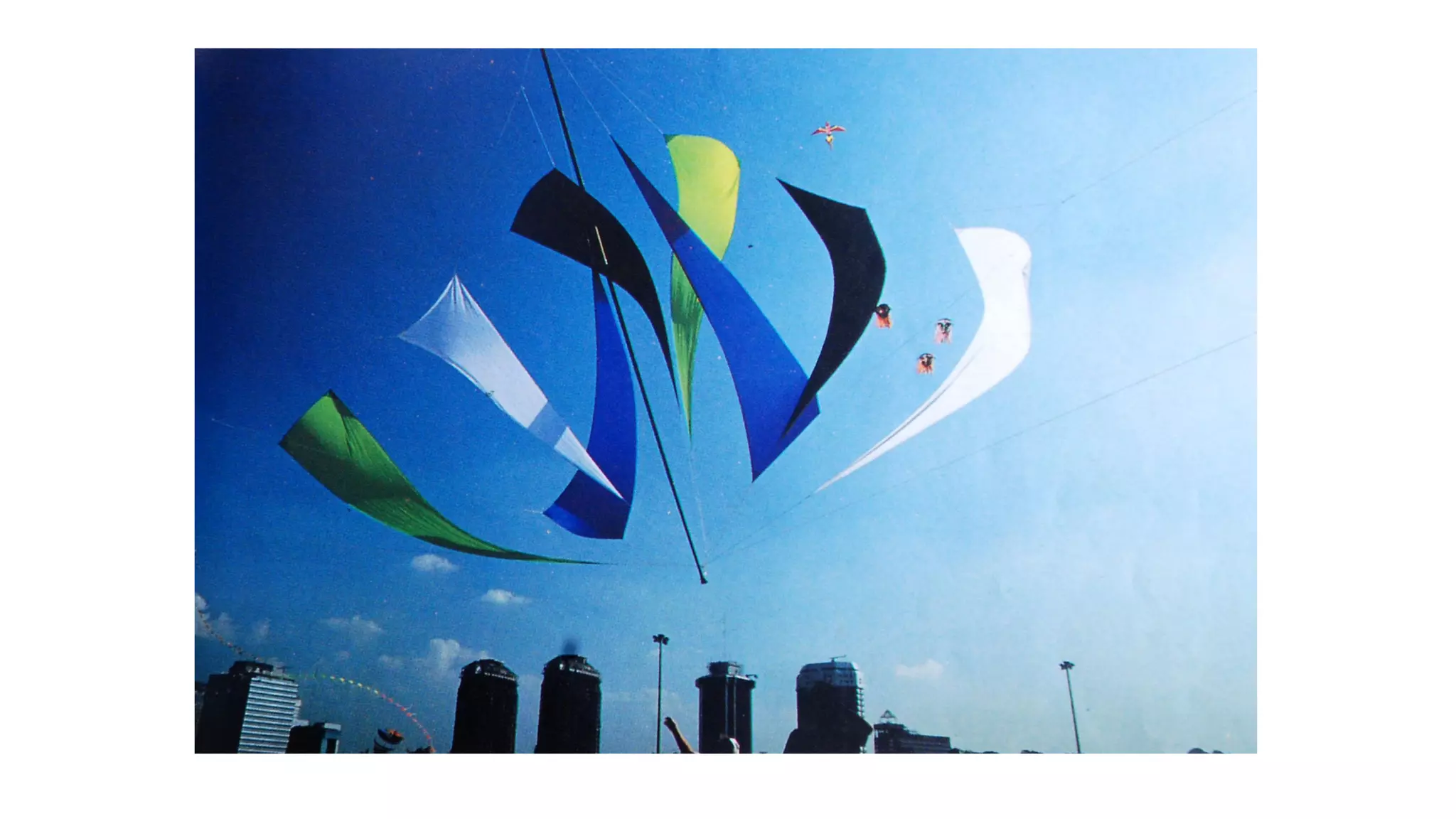 Anatomi Kamera dan Triangle eksposure.pdf