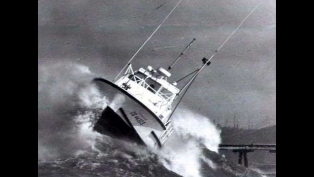 Angry sea | PPTX