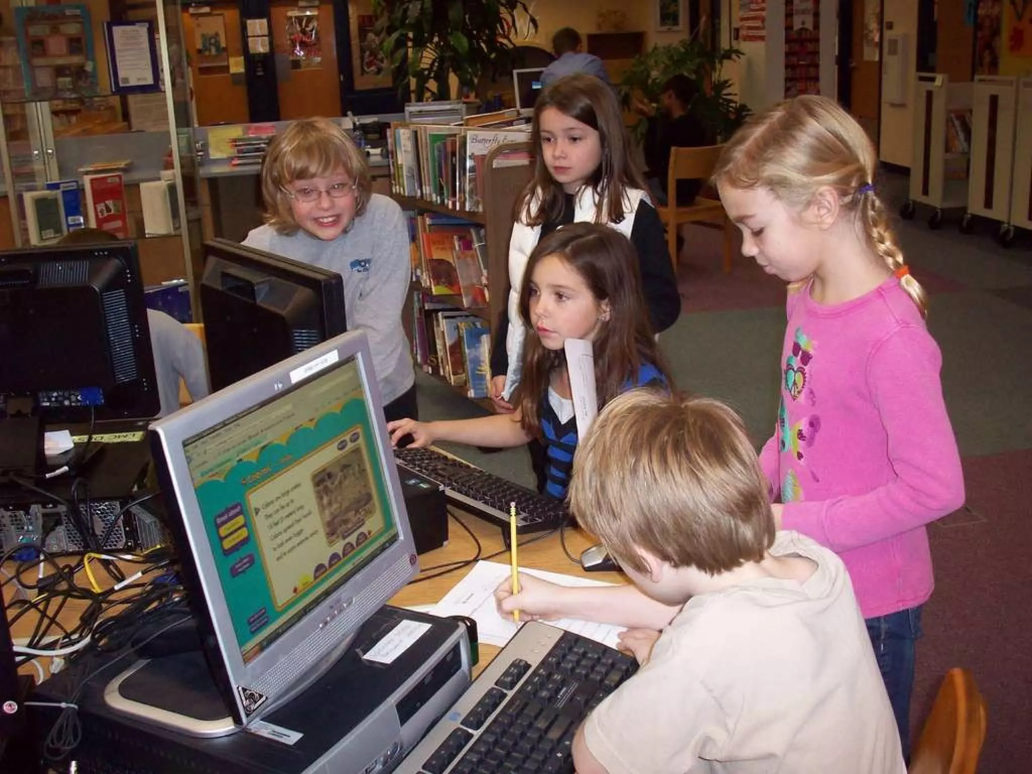 Animal Research Using PebbleGo | PPT