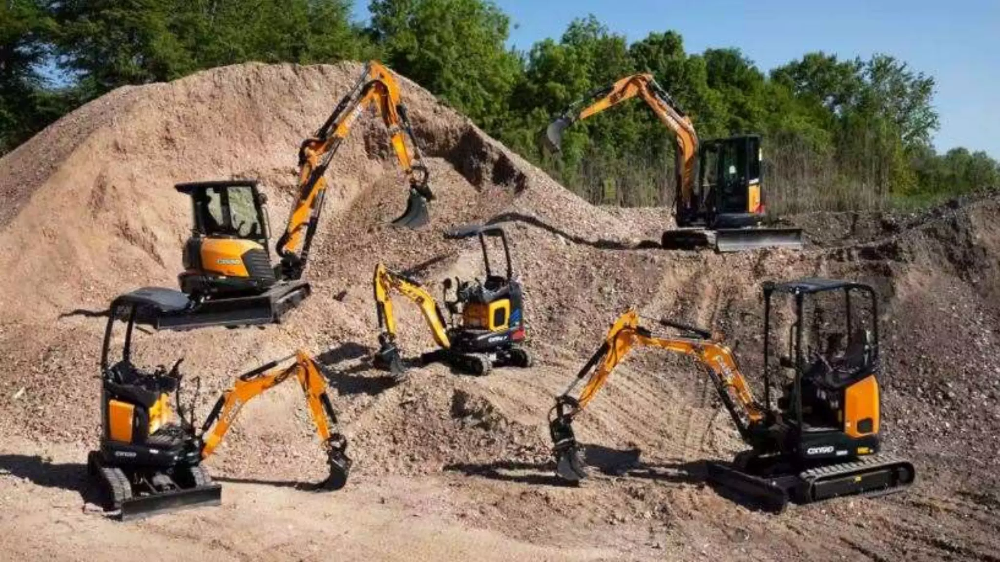 An in-depth overview of types of jcb machines used in construction.pptx