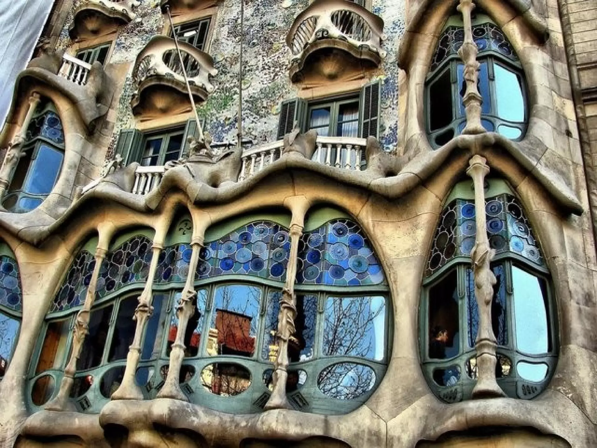Antoni Gaudí i el modernisme en arquitectura | PPS