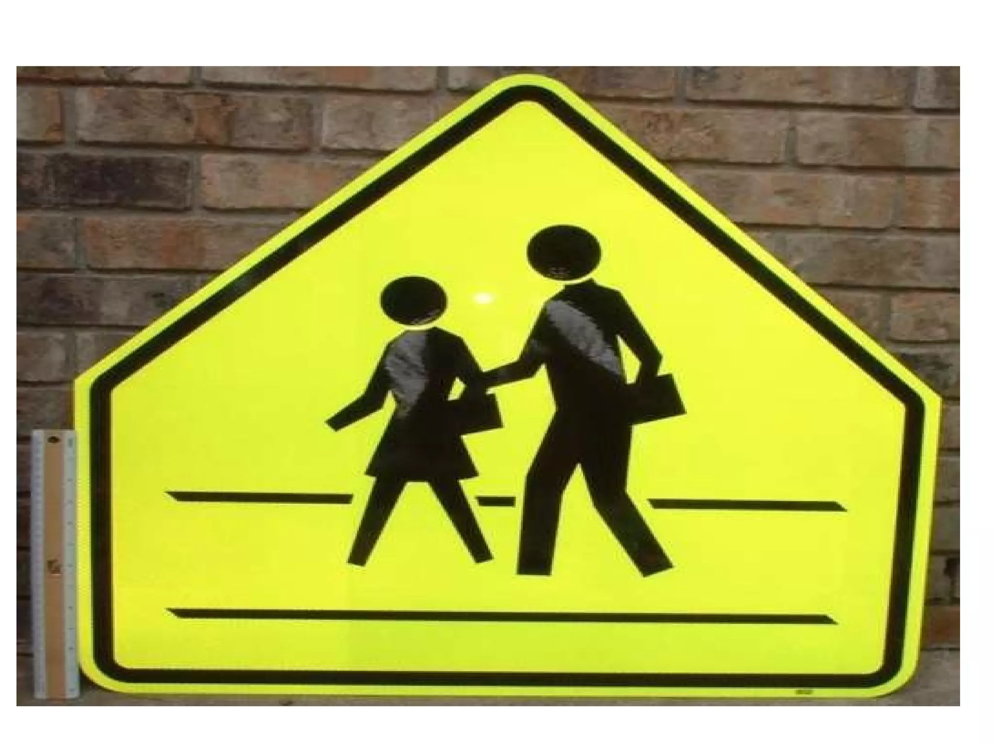 Anunsyo at babala | PPT