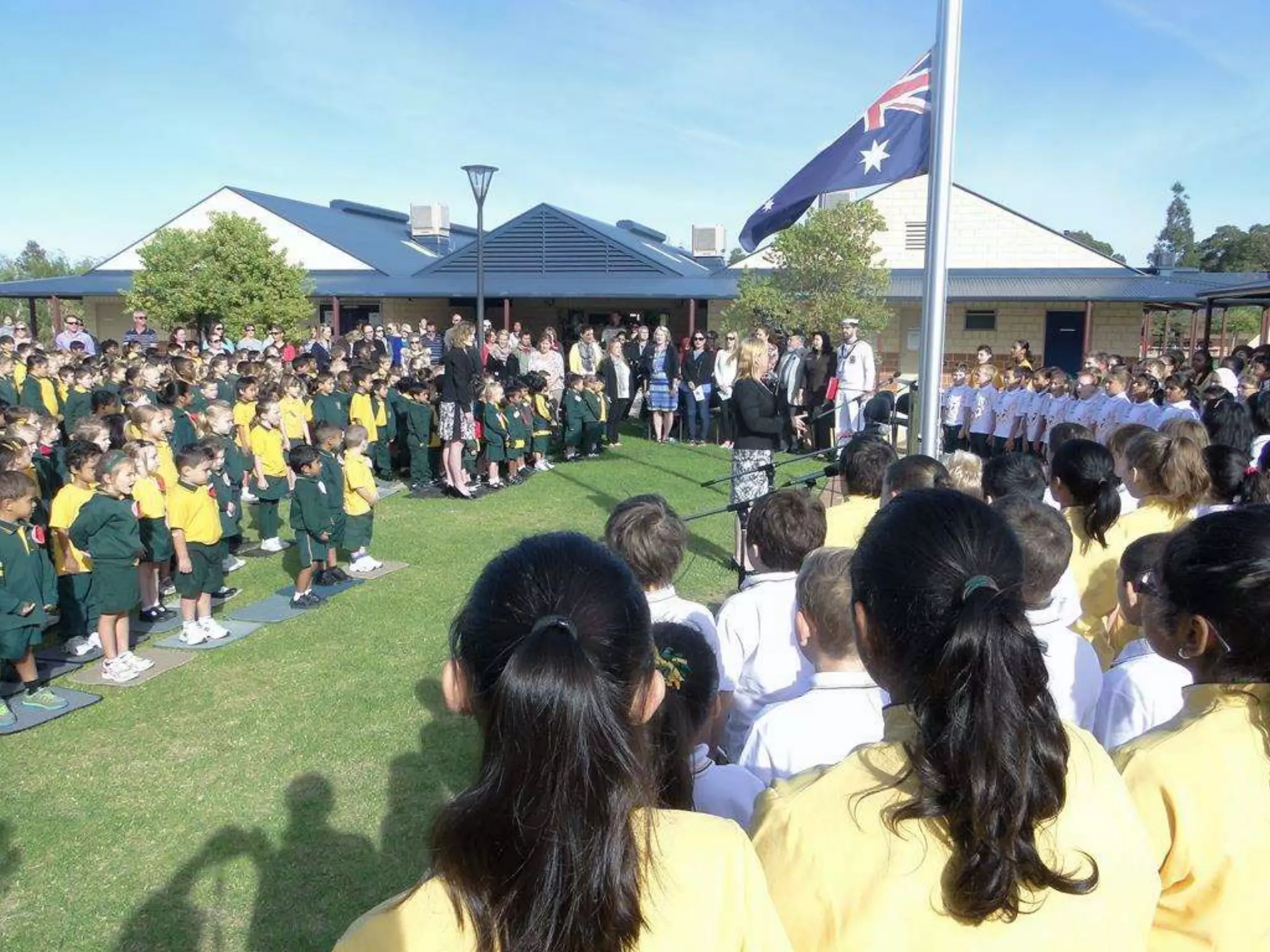 Wattle Grove Primary School - ANZAC Ceremony 2015 | PPT