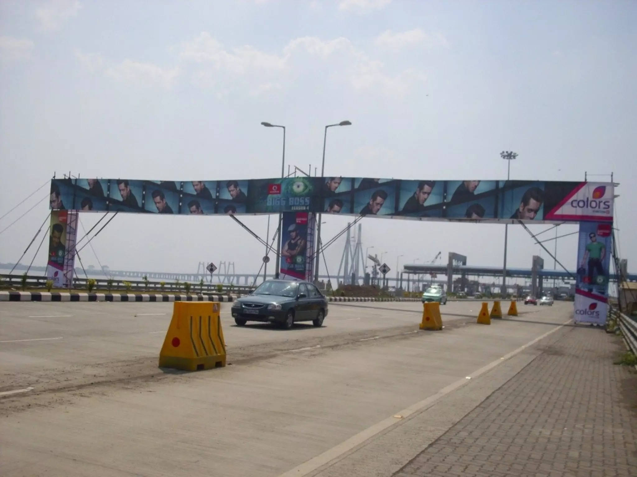Archgate at Bandra Worli Sealink | PPT
