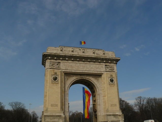 13 Side Views of Arcul de Triumf (Bucharest) | PPT