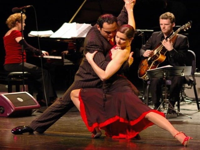 Argentine Tango : Live the most elegant form of dance | PPT