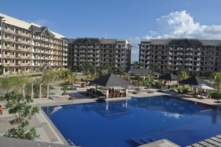 ARISTA PLACE RFO RESORT TYPE CONDO IN PARANAQUE NEAR AIRPORT AND MALL ...