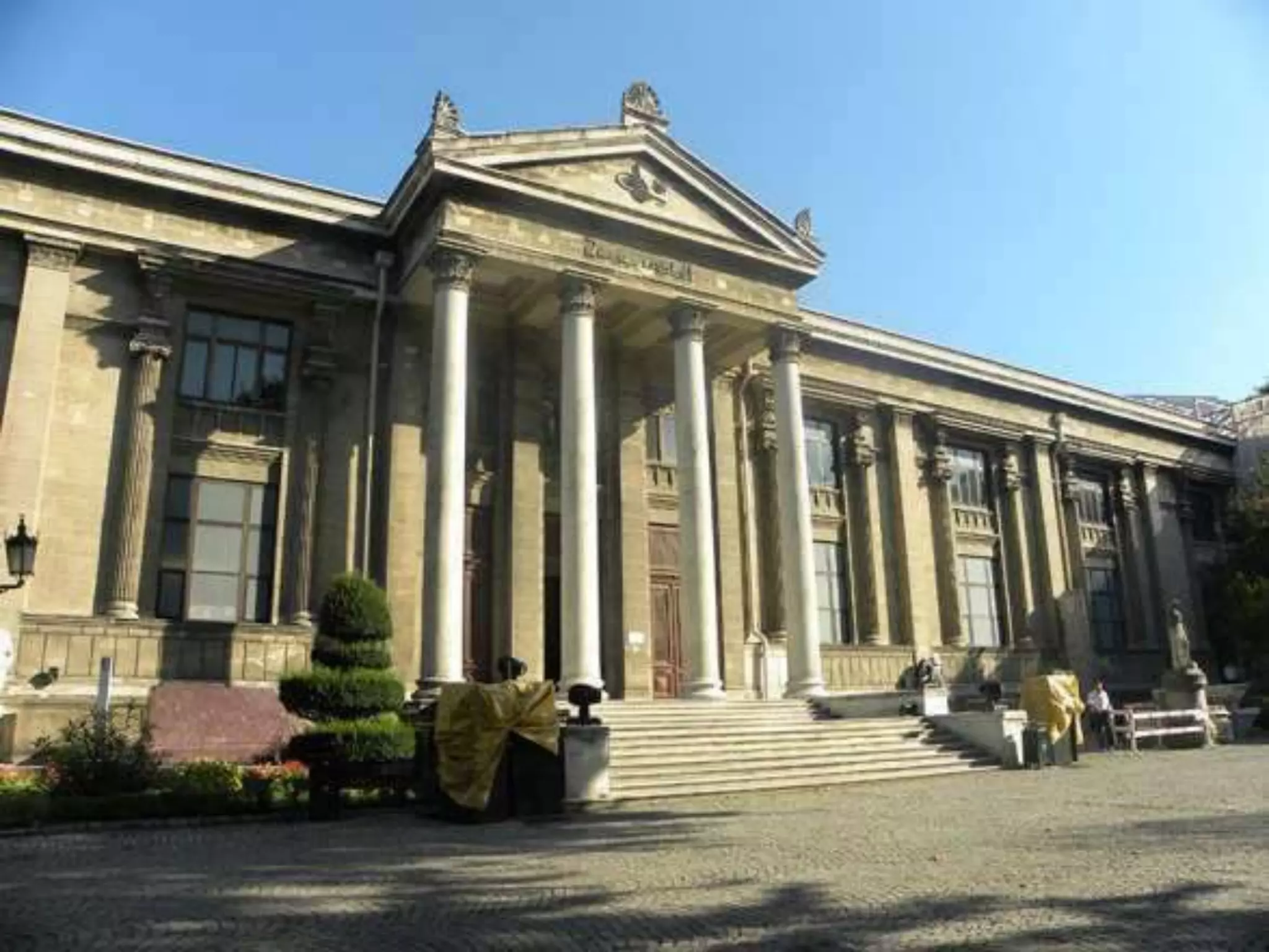 Arkeoloji Müzesi, Archaeological Museum (1).ppsx