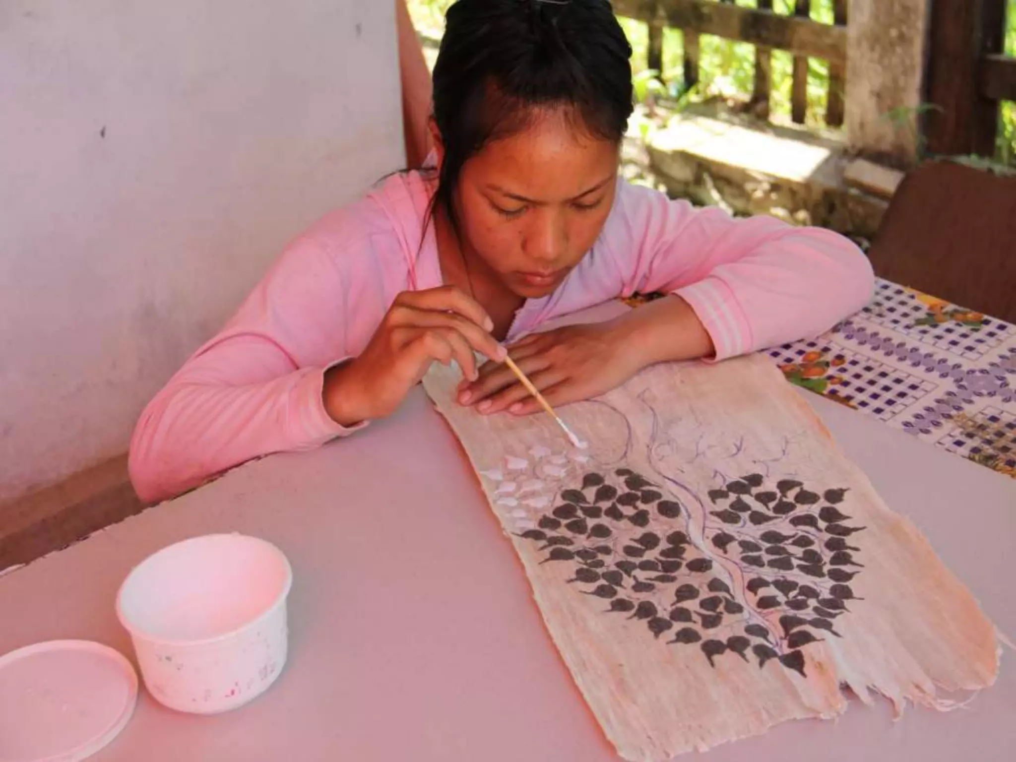 Arts and Crafts (ARTS 8 Lesson 2) | PPTX