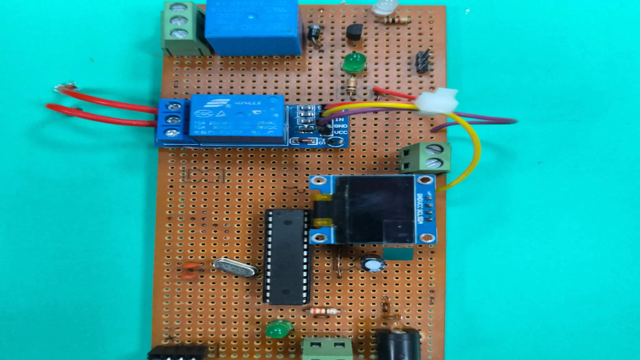 Clap Switching Circuit Using Atmega328P chip.pptx