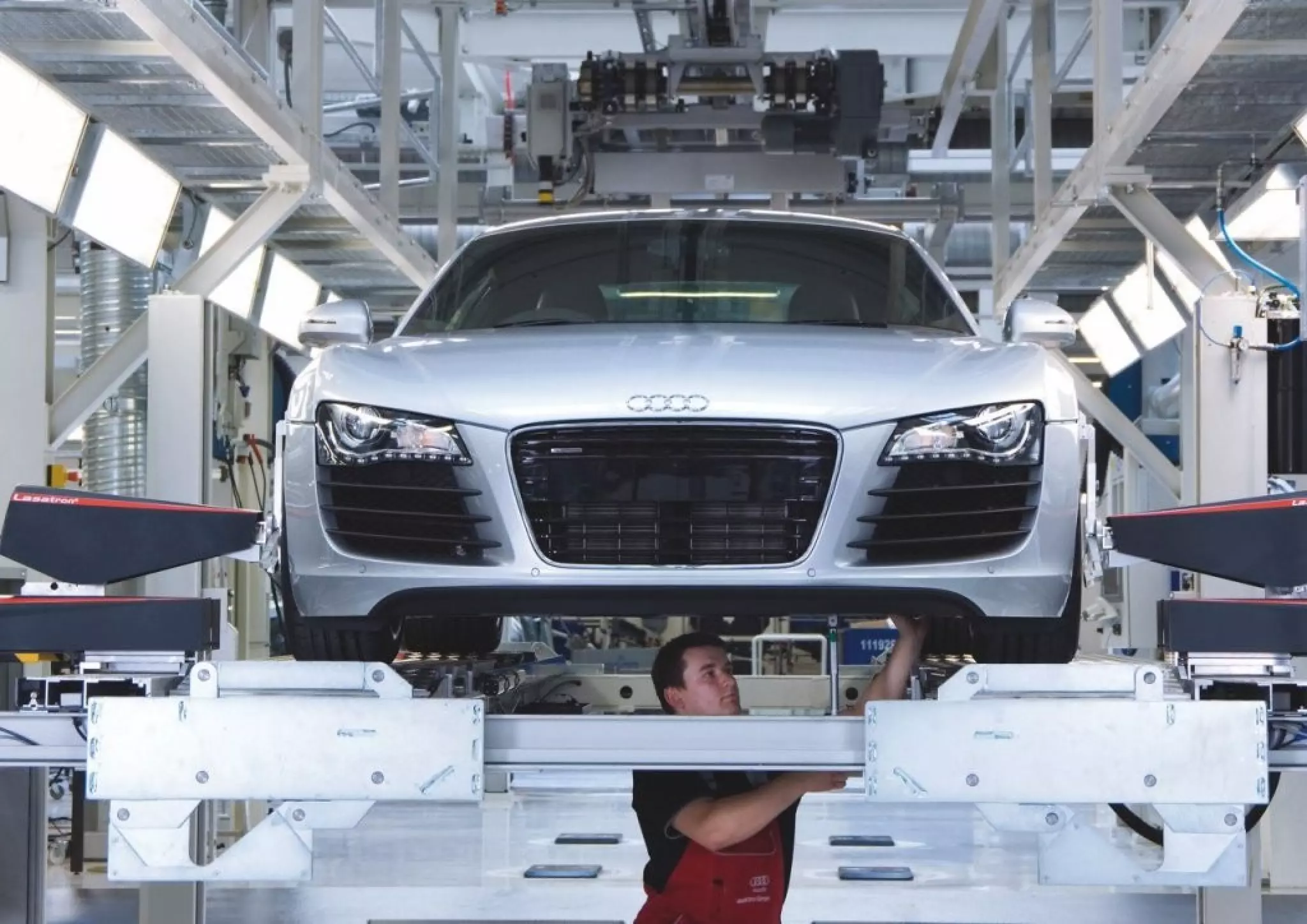 Audi R8 Factory | PPT
