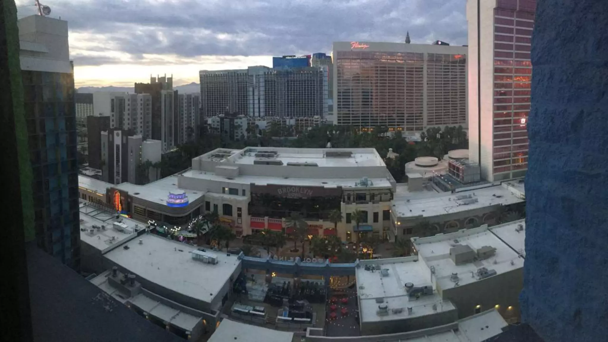 AWS re:Invent 2019 | PPT