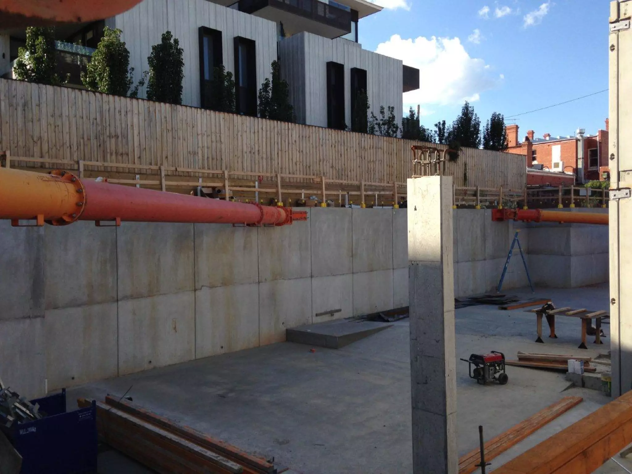 Basement support with hydraulic struts | PPT