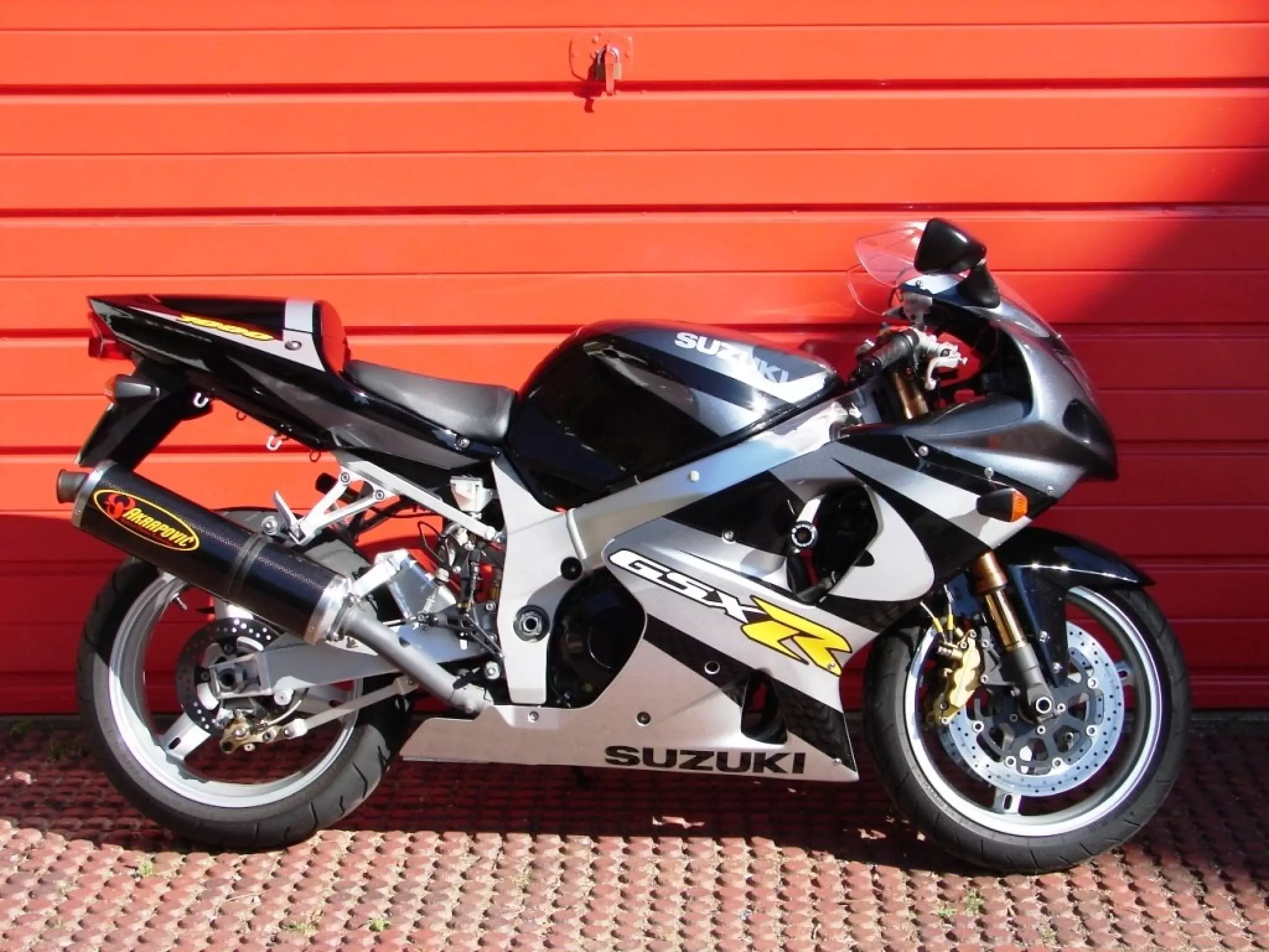 Beautiful Motor Bikes | PPT