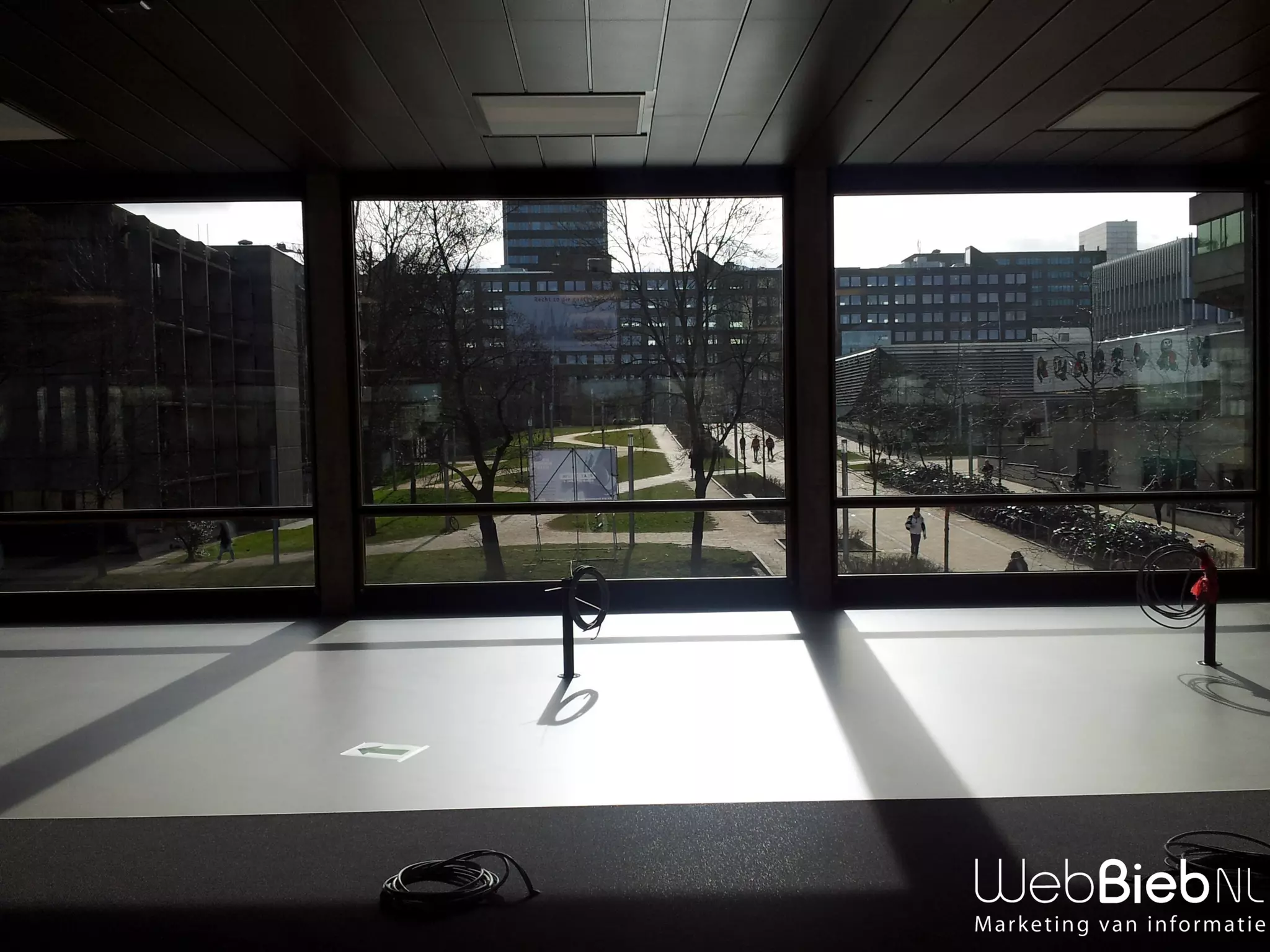 Beeldimpressie vernieuwde Erasmus Universiteitsbibliotheek Rotterdam | PPT