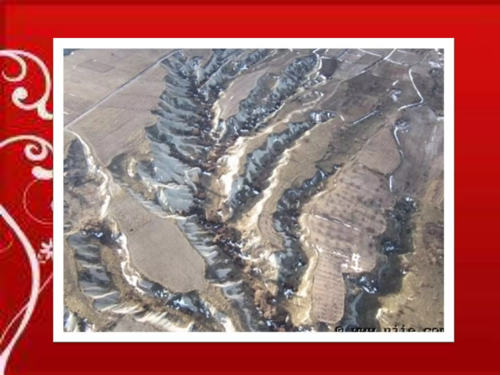 Bentuk muka bumi hasil hakisan dan pemendapan sungai | PPTX