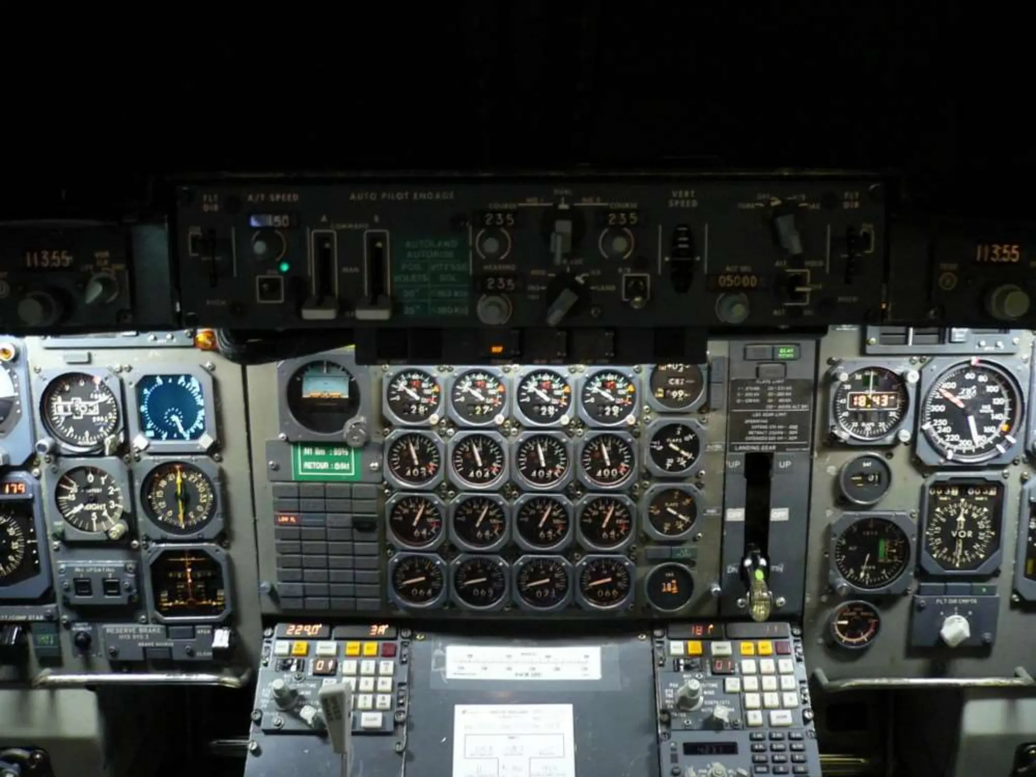 BOEING 747 CLASSIC INTRODUCTION for beginners.ppt