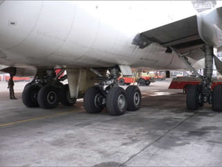 BOEING 747 CLASSIC INTRODUCTION for beginners.ppt