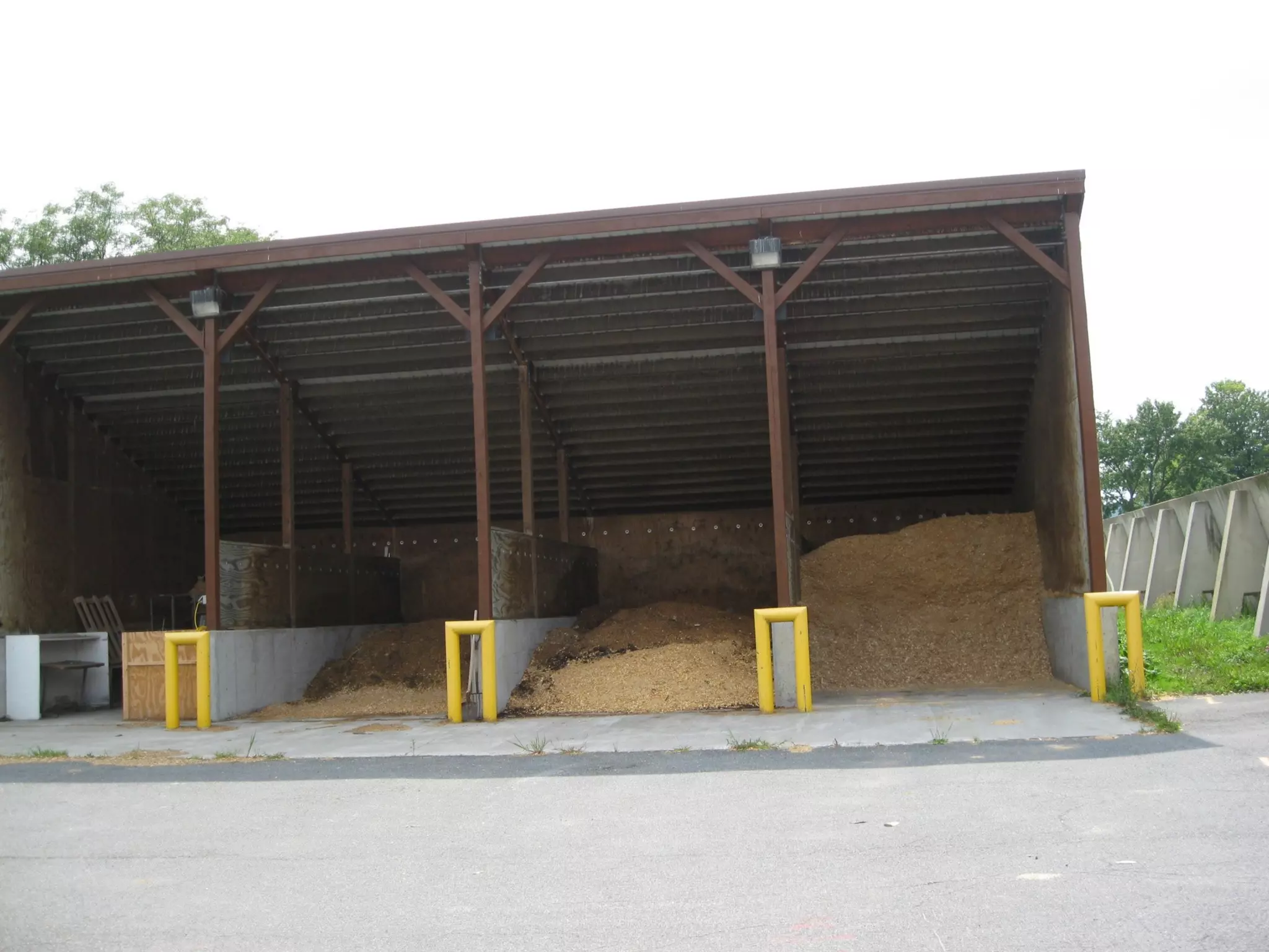 Manure Management Facilities and Structures for Small Farms | PPT