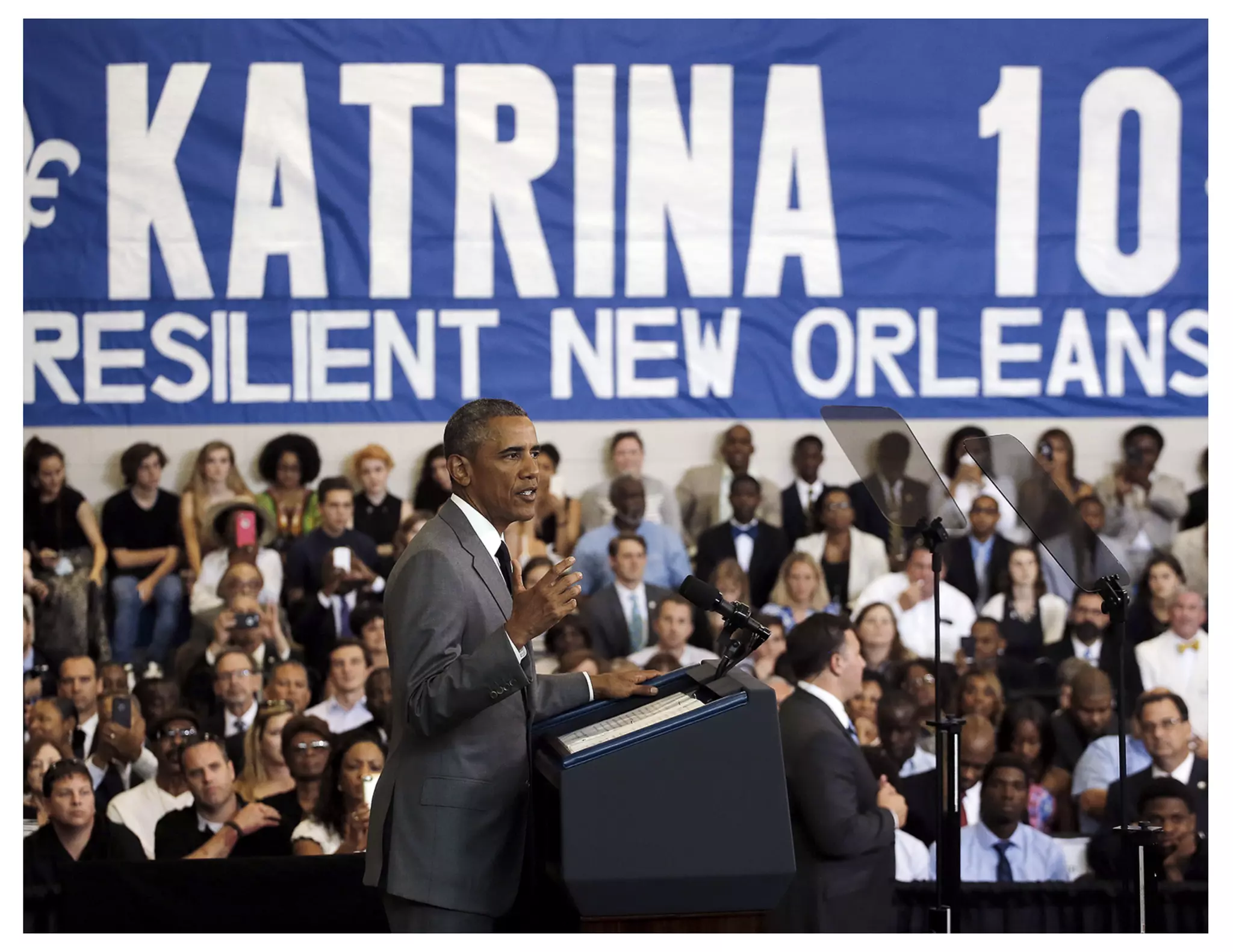 Six Foundations for Building Community Resilience | PPTX